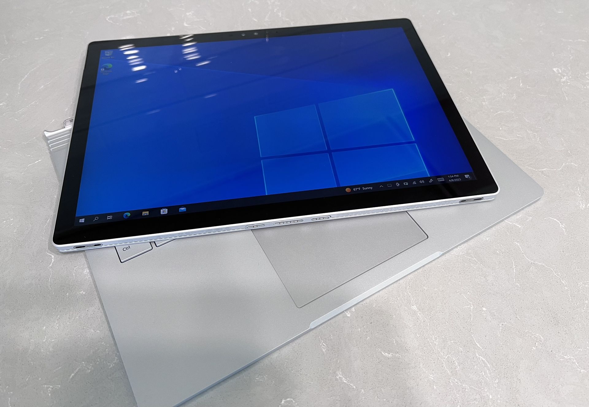 Microsoft Surface Book Tablet/Laptop for Sale in Cypress, CA - OfferUp