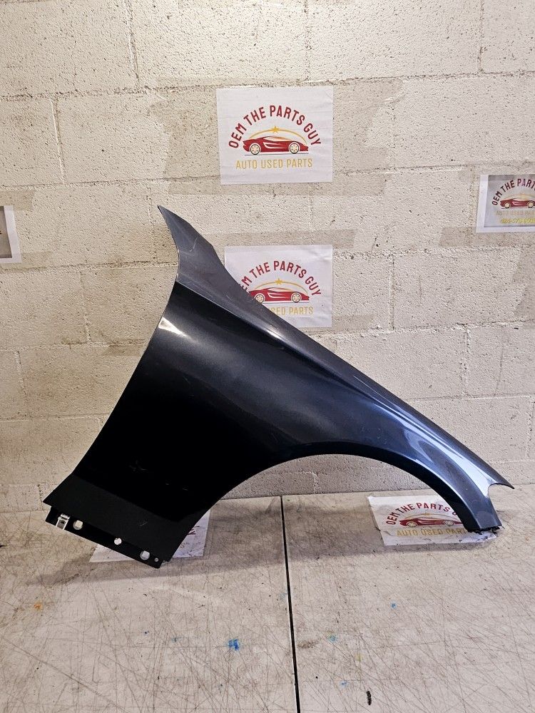 2015 2016 2017 2018 2019 2020 2021 MERCEDES BENZ C-CLASS SEDAN FRONT ...