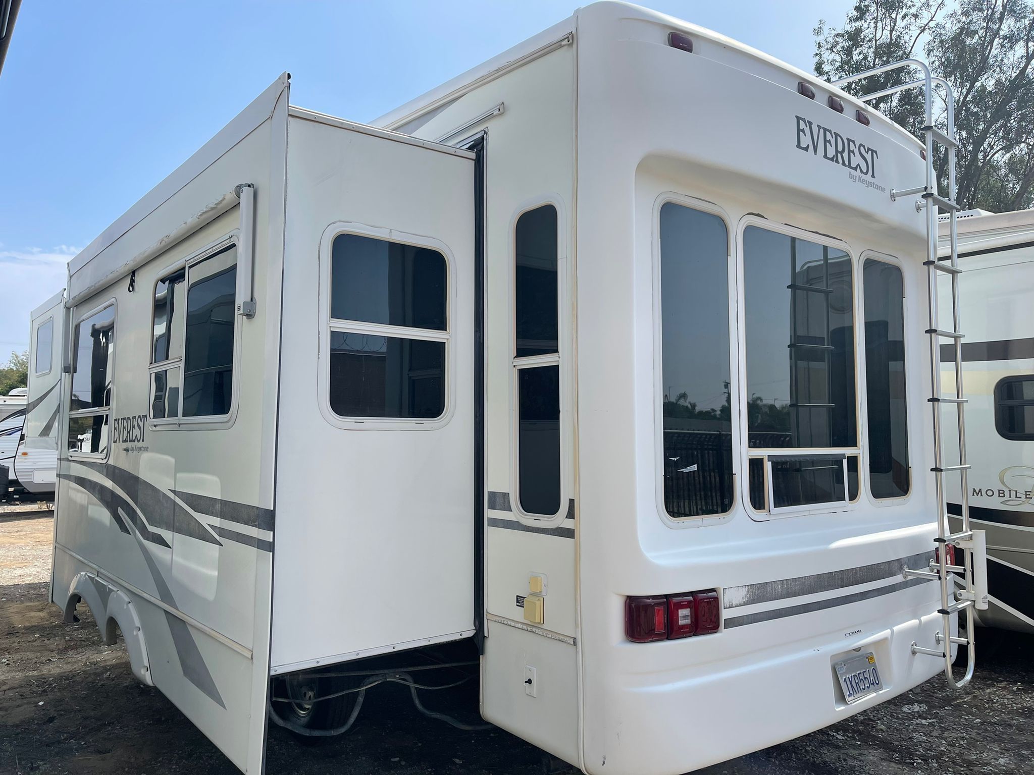 2003 Keystone Everest Fifth Wheel / Travel Trailer / RV for Sale in ...