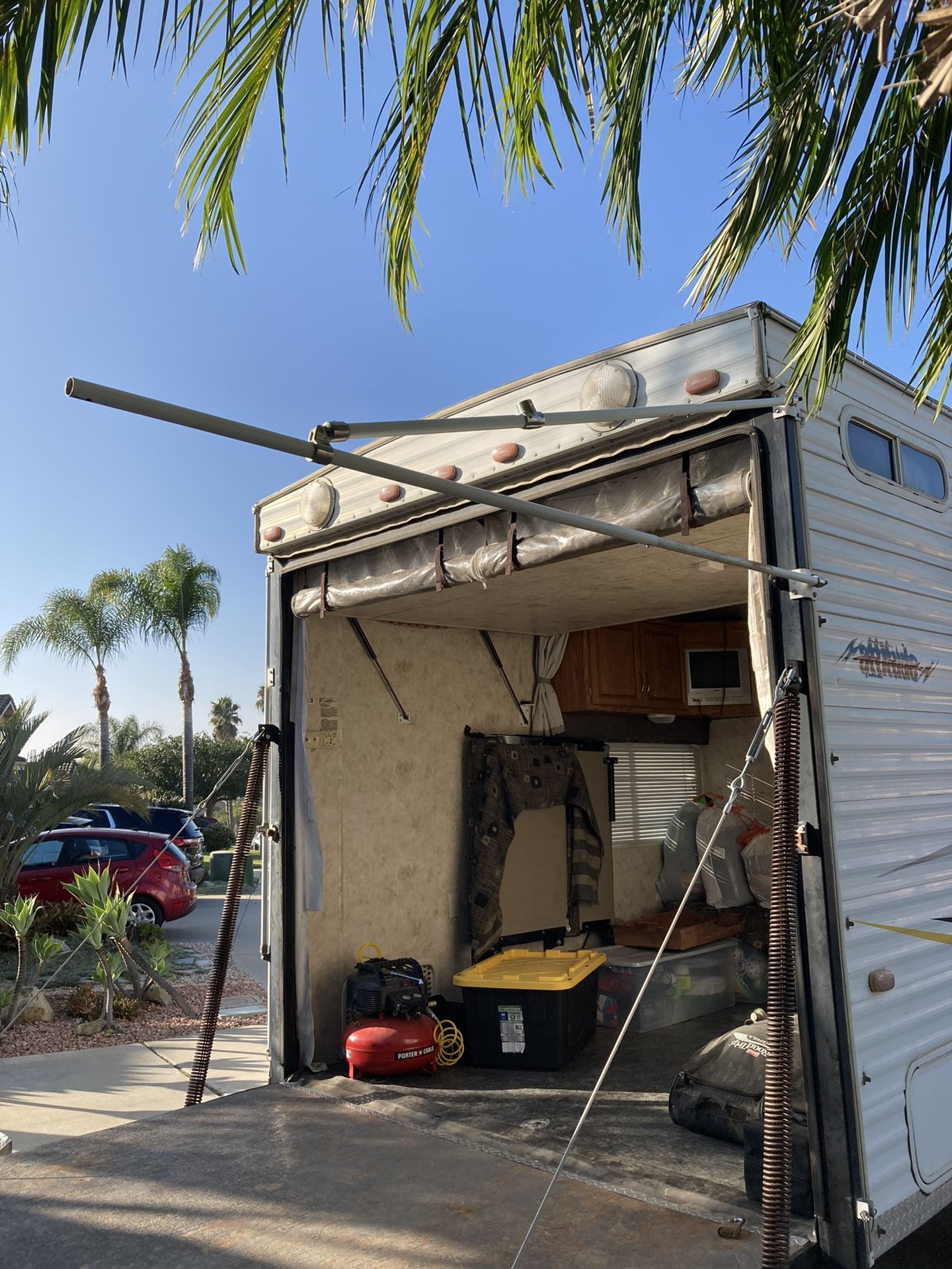 Add A Room Toy Hauler Extension Tent for Sale in San Marcos, CA - OfferUp