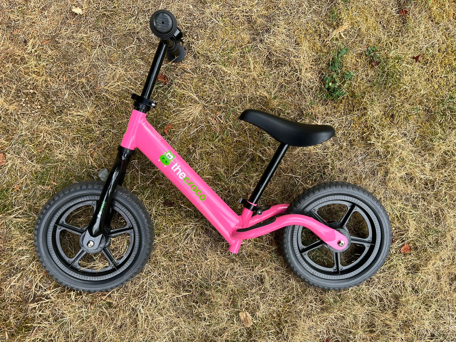 Croco Balance Bike Pink for Sale in Bellevue, WA - OfferUp