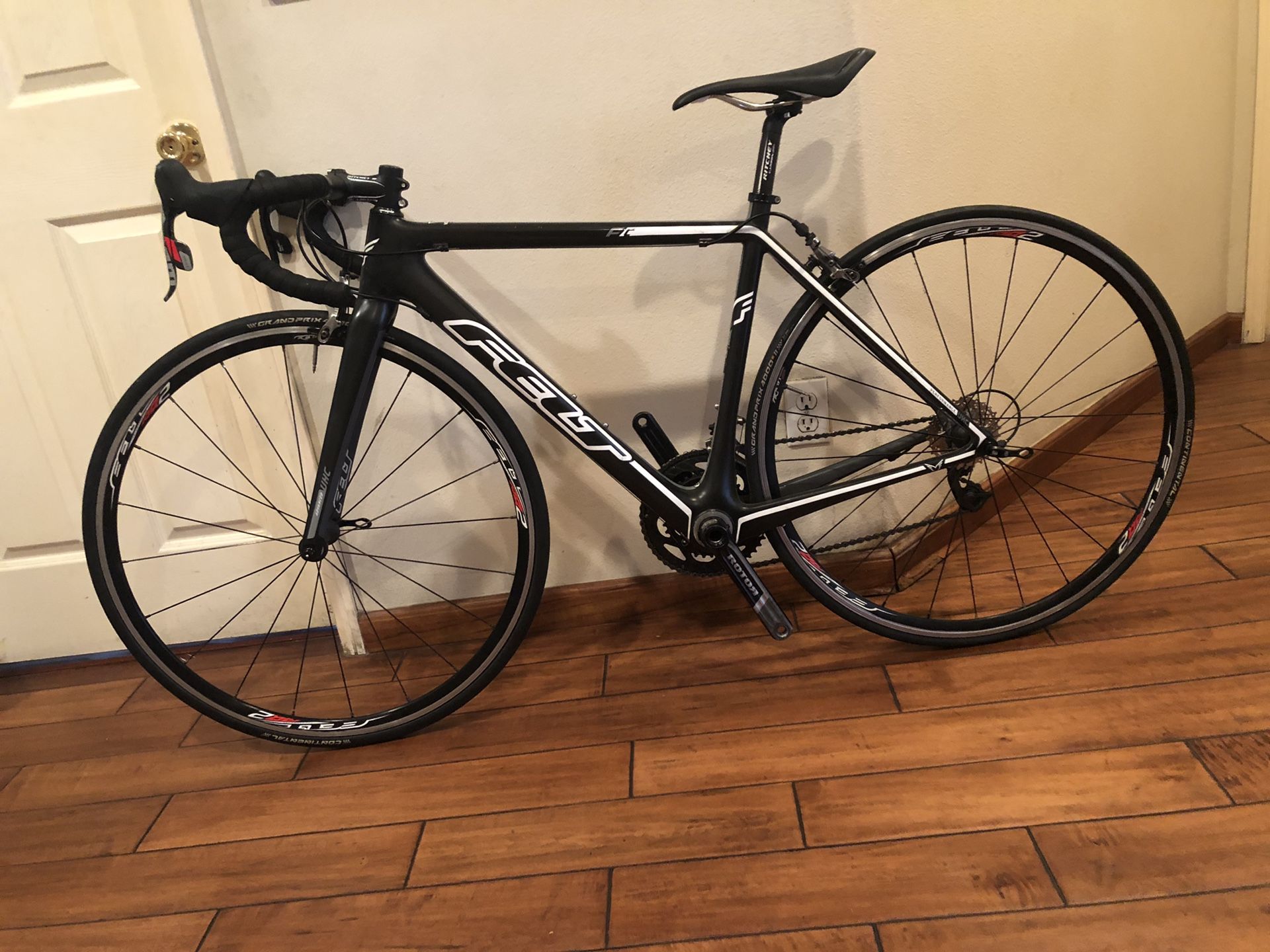 Felt fc f series carbon road bike for Sale in Carson, CA - OfferUp