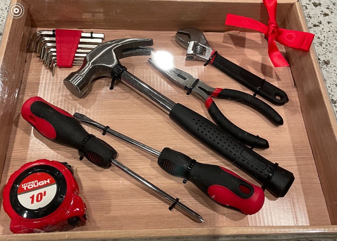 14 Piece Home Use Tool Gift Set New In box! for Sale in San Marcos, TX ...