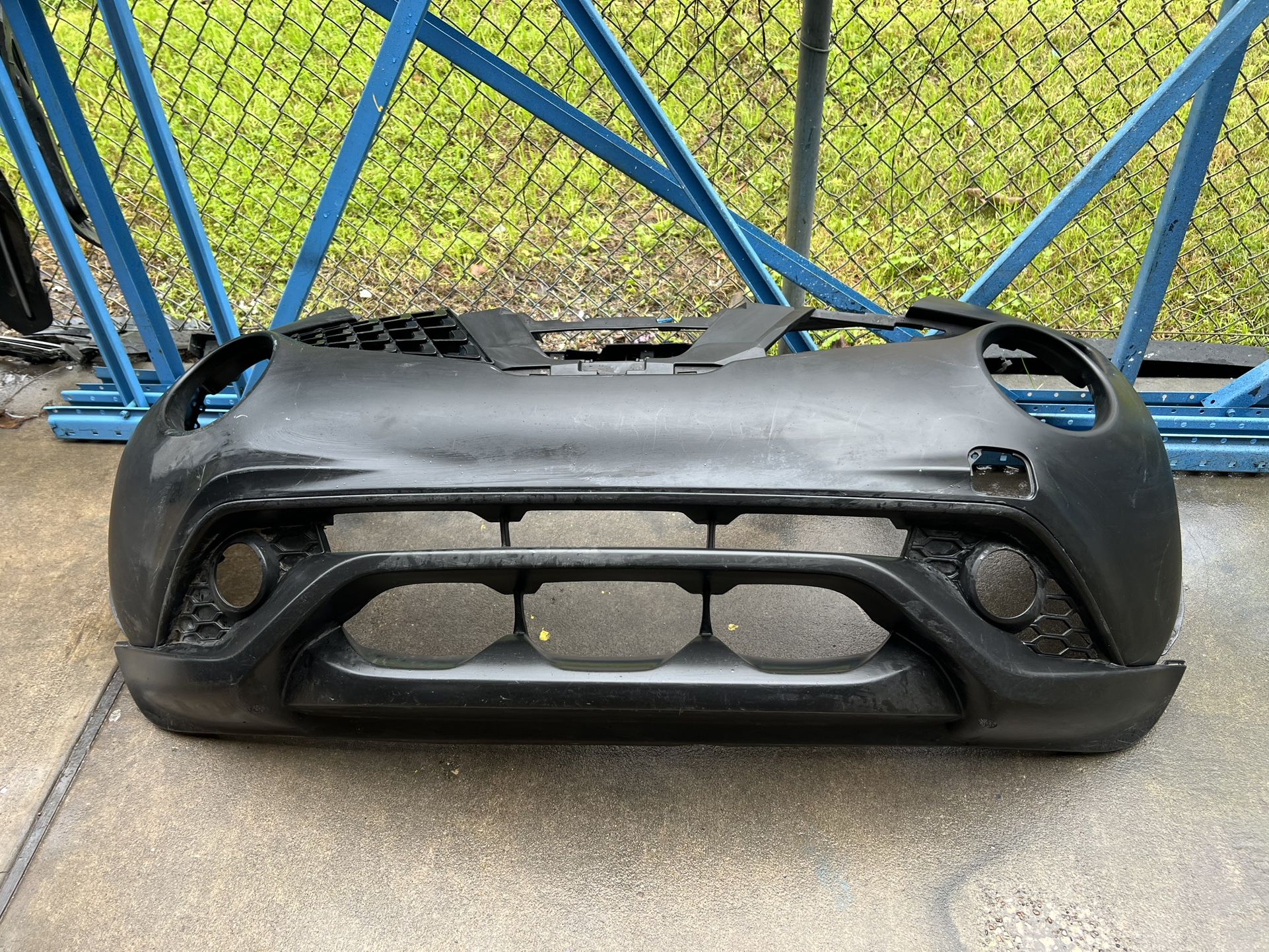 2017-2019 Nissan Juke Front Bumper Used Oem for Sale in South Houston ...