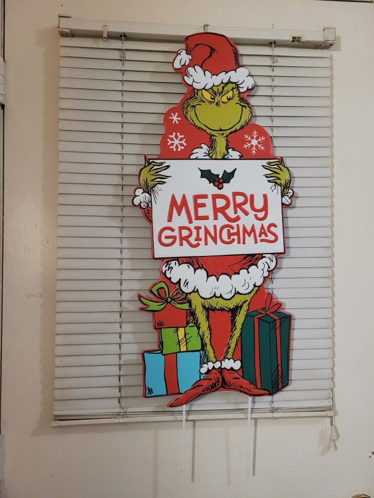 The Grinch metal yard stake for Sale in Bell Gardens, CA - OfferUp