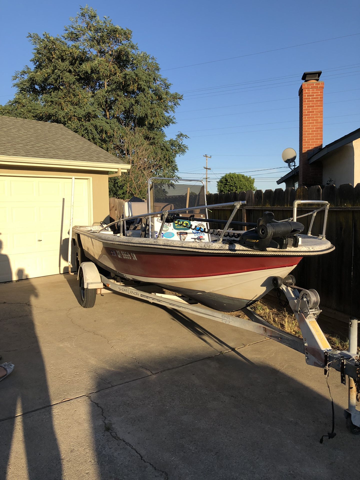 1990 Malibu 17 foot center console fishing boat. Turn key ready for ...