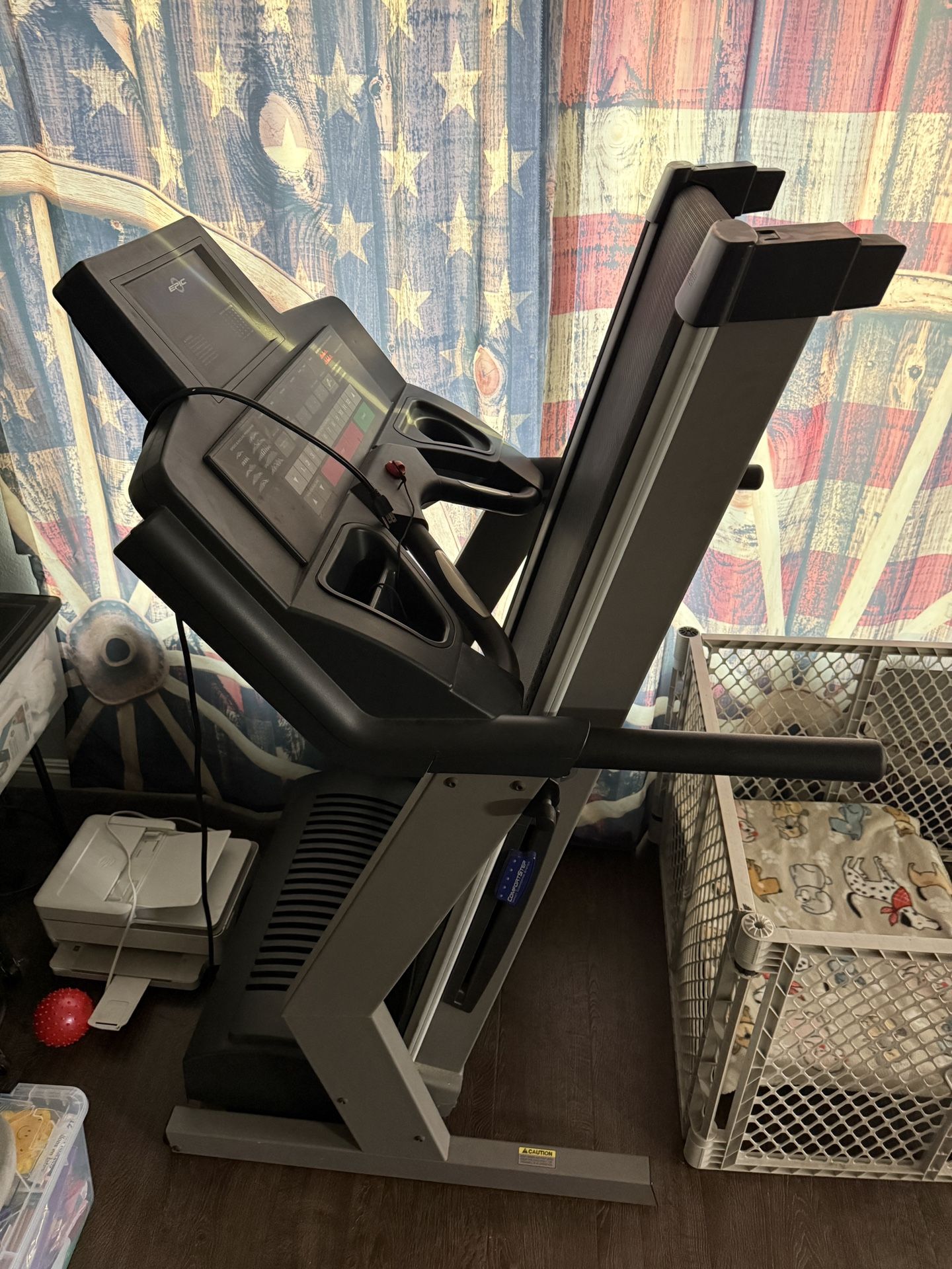 EPIC BRAND TREADMILL for Sale in Chula Vista, CA - OfferUp