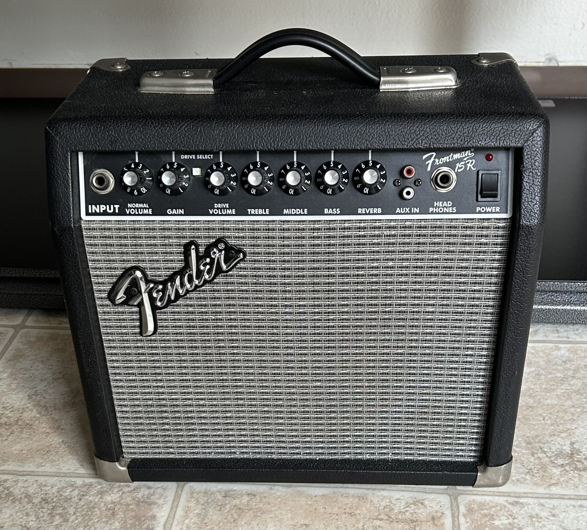 Fender Frontman 15R Electric Guitar Amp for Sale in San Diego, CA - OfferUp