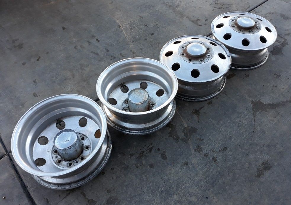 16 INCH DUALLY WHEELS (Alcoa's) for Sale in North Las Vegas, NV - OfferUp