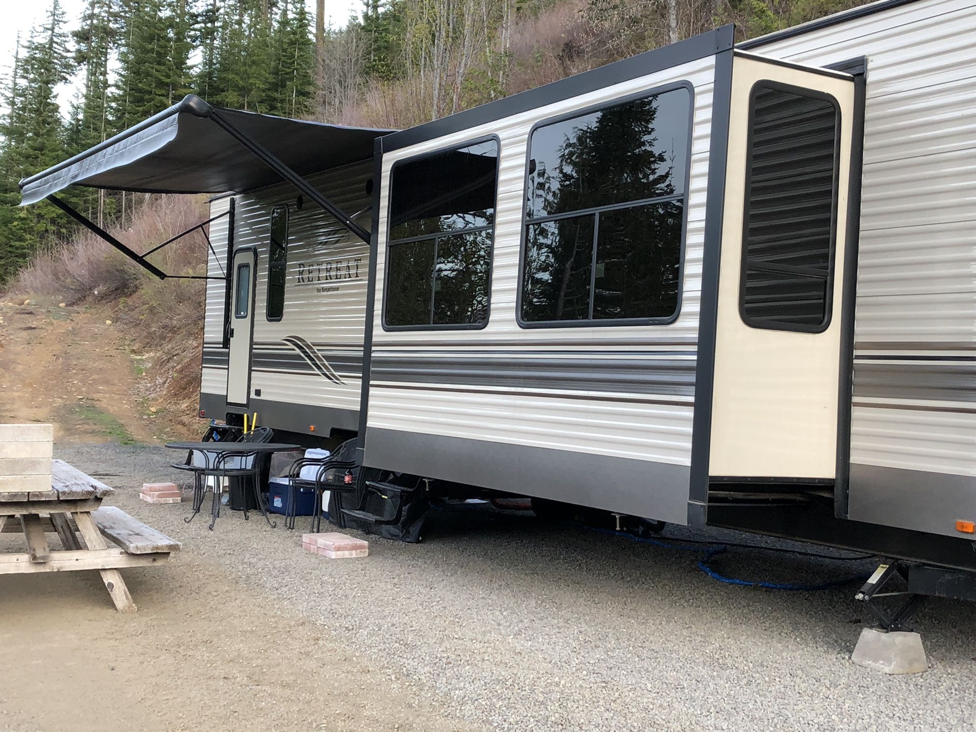 2017 Keystone Retreat 39MKTS Trailer for Sale in Hood River, OR - OfferUp