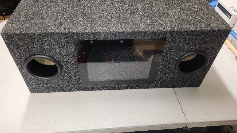 DUAL 10" BANDPASS SUBWOOFER BOX for Sale in San Diego, CA - OfferUp