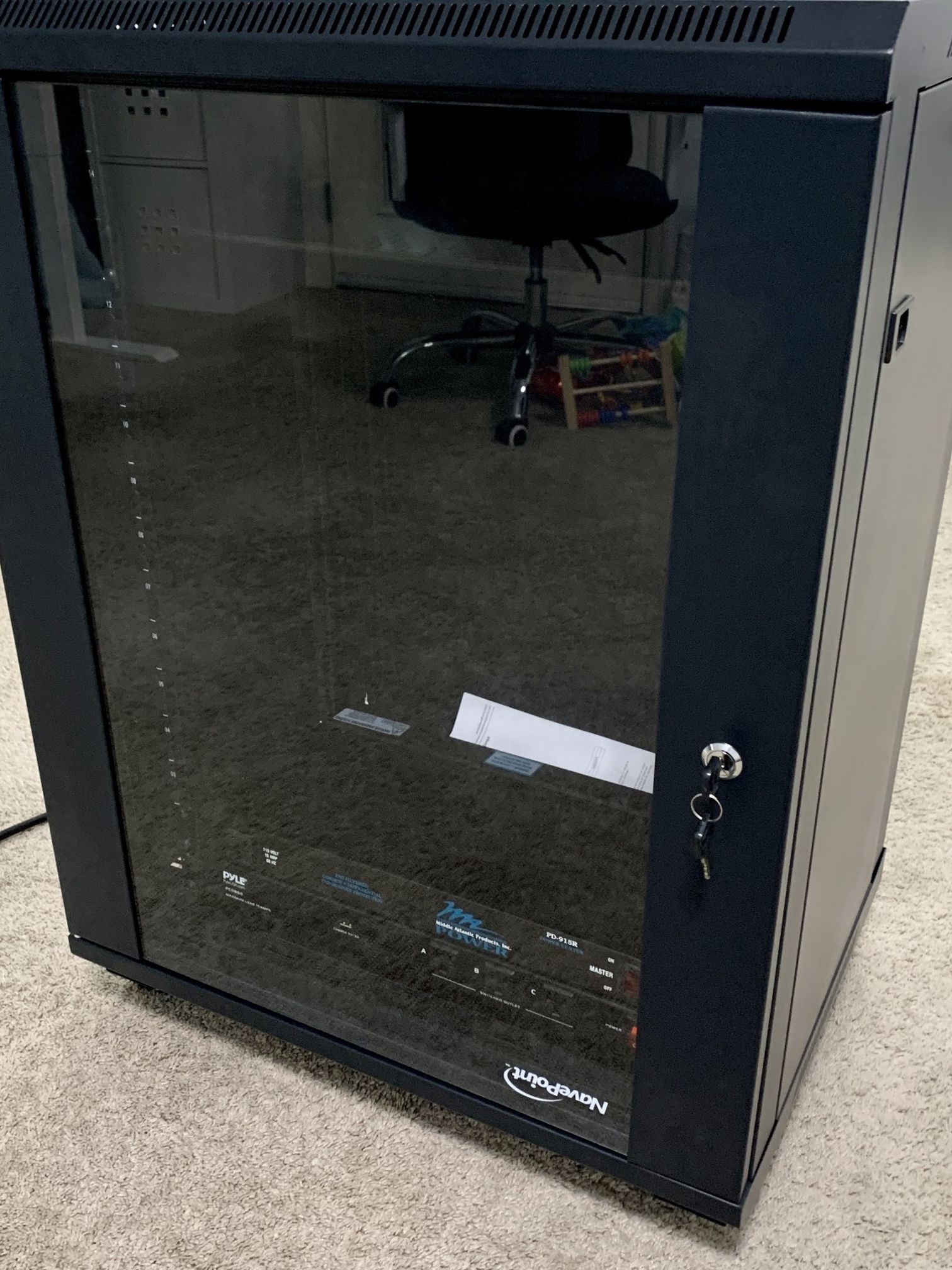 15U Network Server Cabinet Rack Enclosure for Sale in Parker, CO - OfferUp