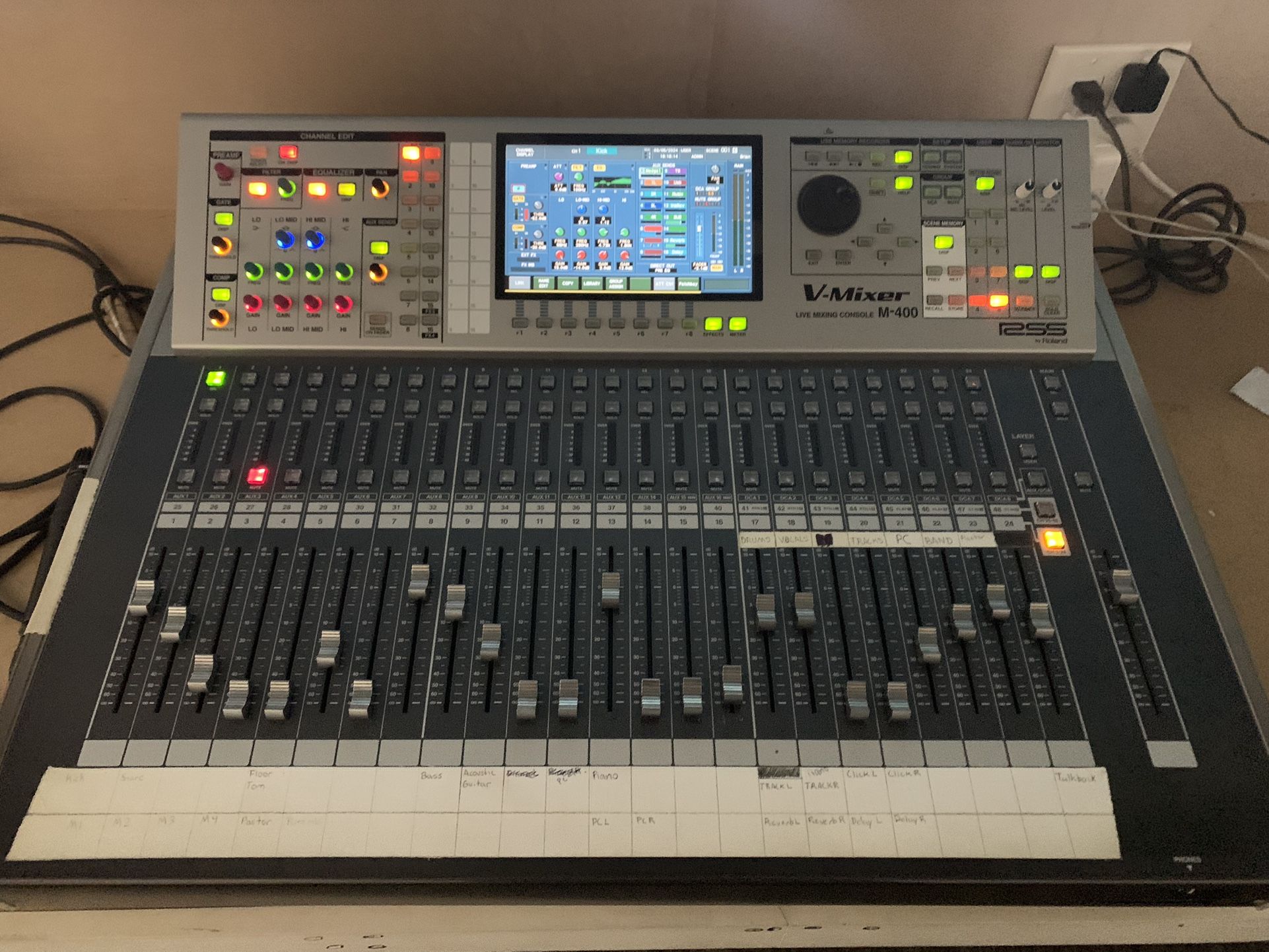 Roland M-400 V-Mixer Digital Console 48-Channel Live Digital Audio ...