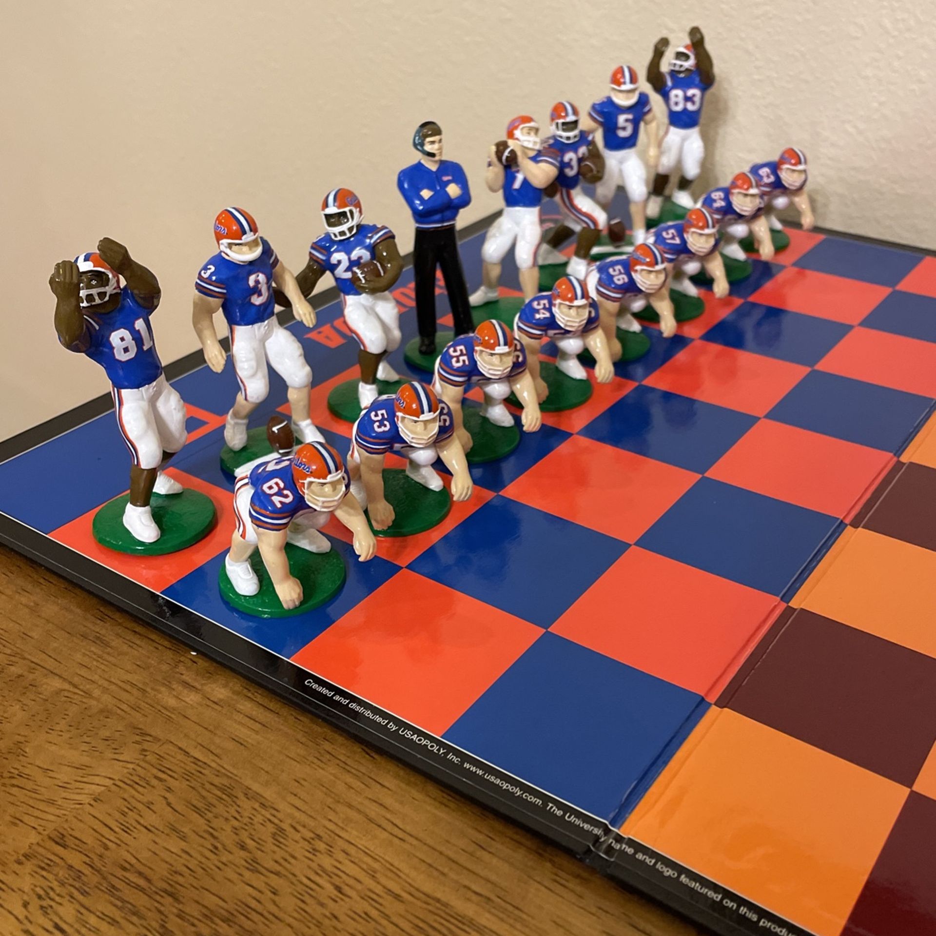 NCAA Florida Gators Vs Florida State Seminoles Chess Set. for Sale in ...