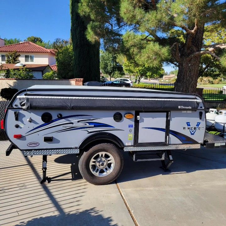 Pop UP trailer for Sale in Quartz Hill, CA - OfferUp