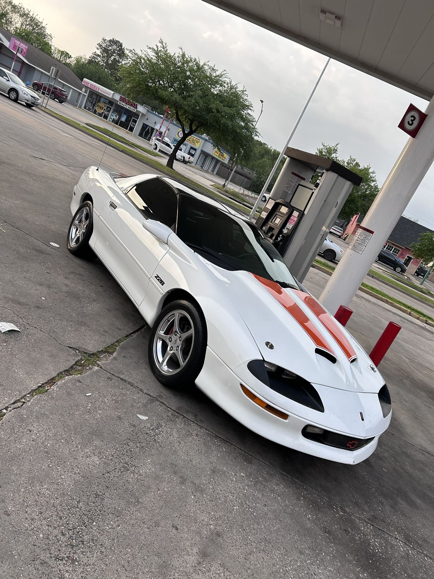 1997 Chevrolet Camaro for Sale in Houston, TX - OfferUp