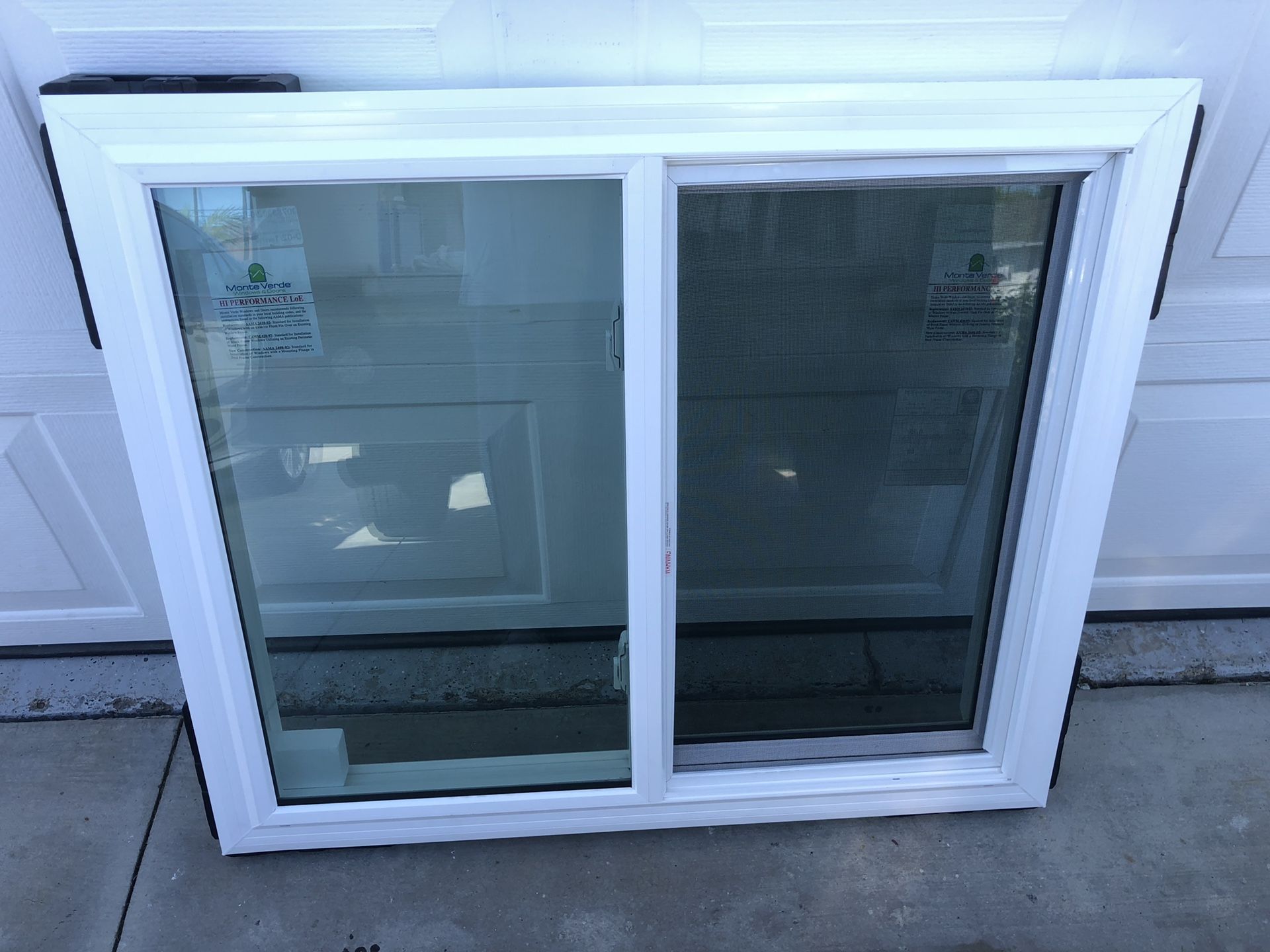 New White Vinyl OX Slider Window 39.5” x 33.25” for Sale in HUNTINGTN ...