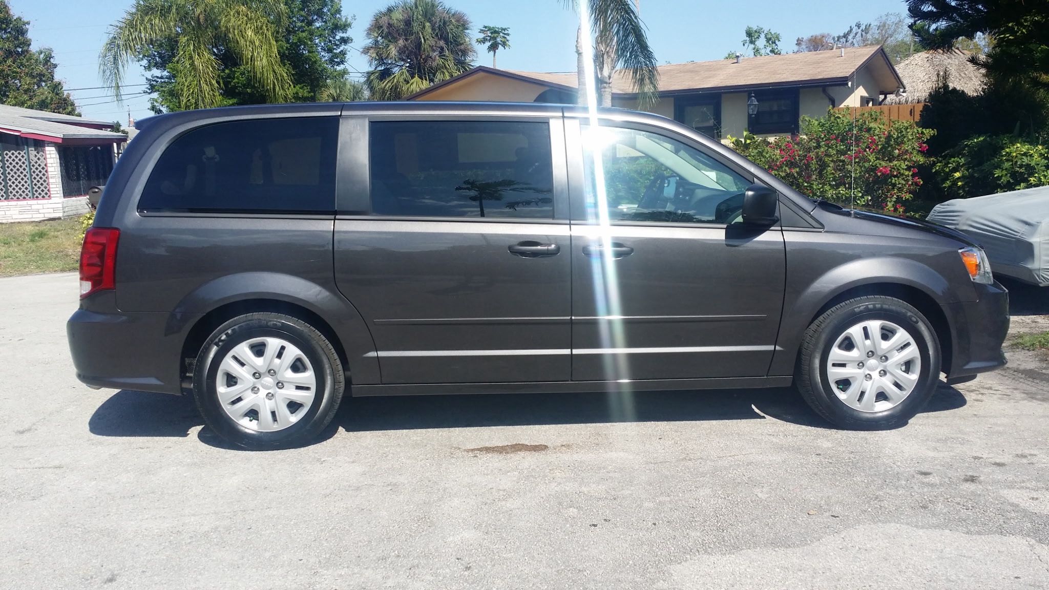 2016 Dodge Caravan/Grand Caravan for Sale in Oakland Park, FL - OfferUp