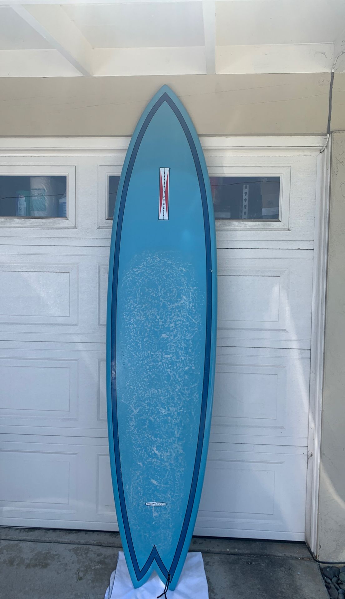 Gordon and Smith Magic Fish Surfboard for Sale in San Diego, CA - OfferUp