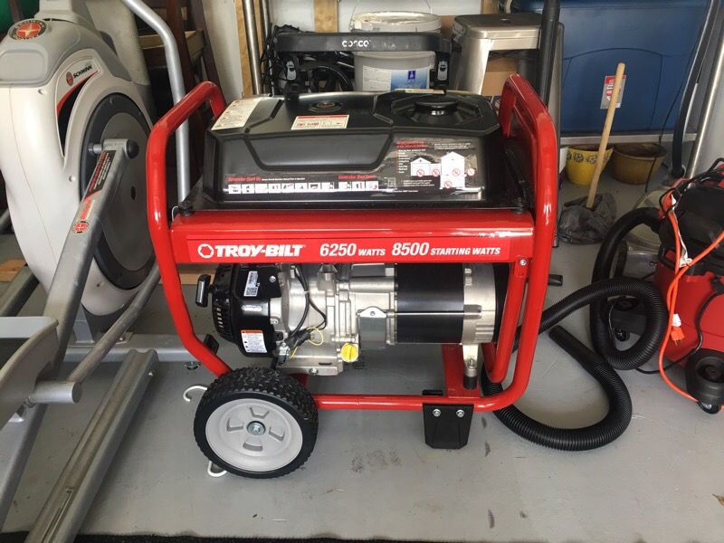 Generator Troy-Bilt 6250 8500 watts for Sale in Naples, FL - OfferUp