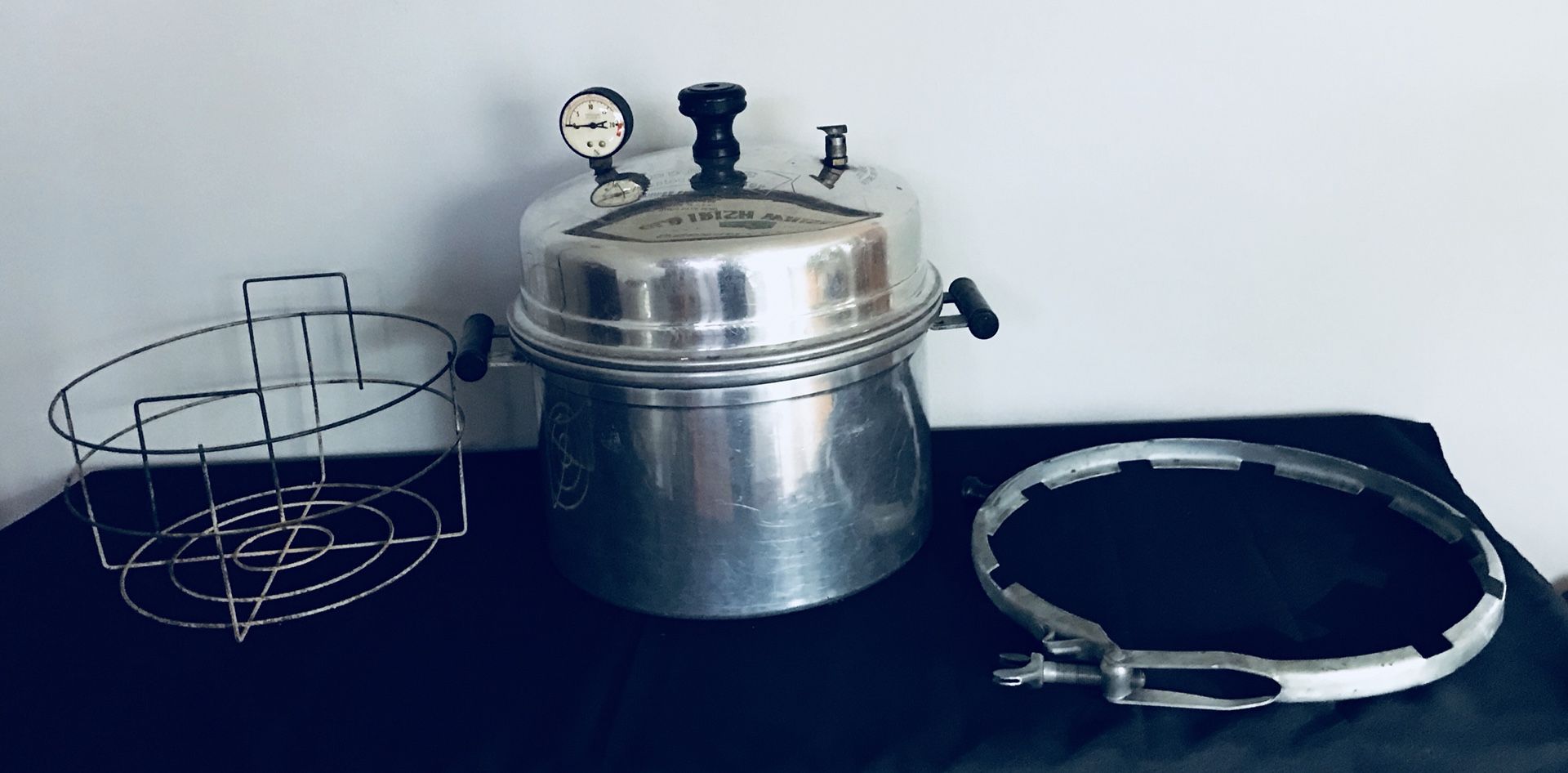 Vintage 1933 Burpee Aluminum pressure cooker/canning kitchen appliance ...