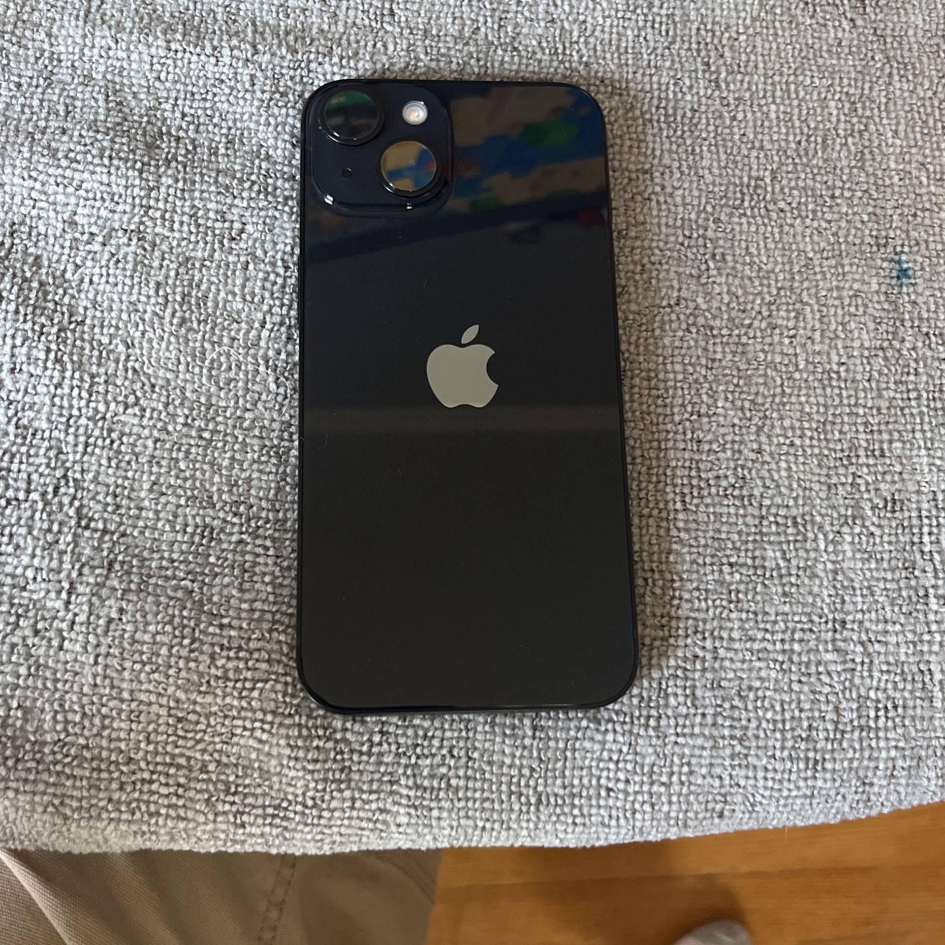 Apple iPhone 13 Midnight Black 156 GB for Sale in New York, NY - OfferUp