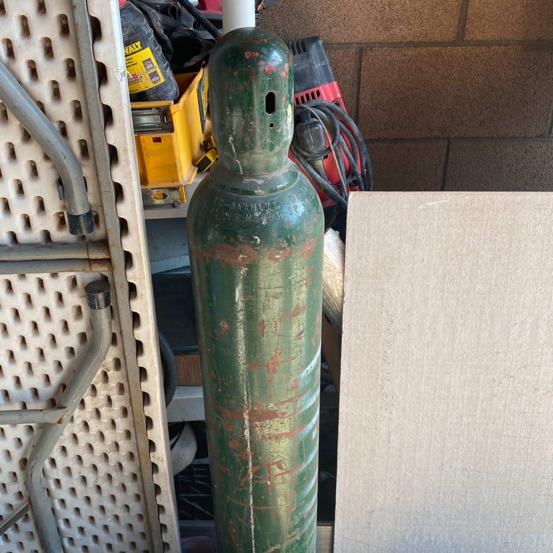 Full Oxygen Tank for Sale in Upland, CA - OfferUp