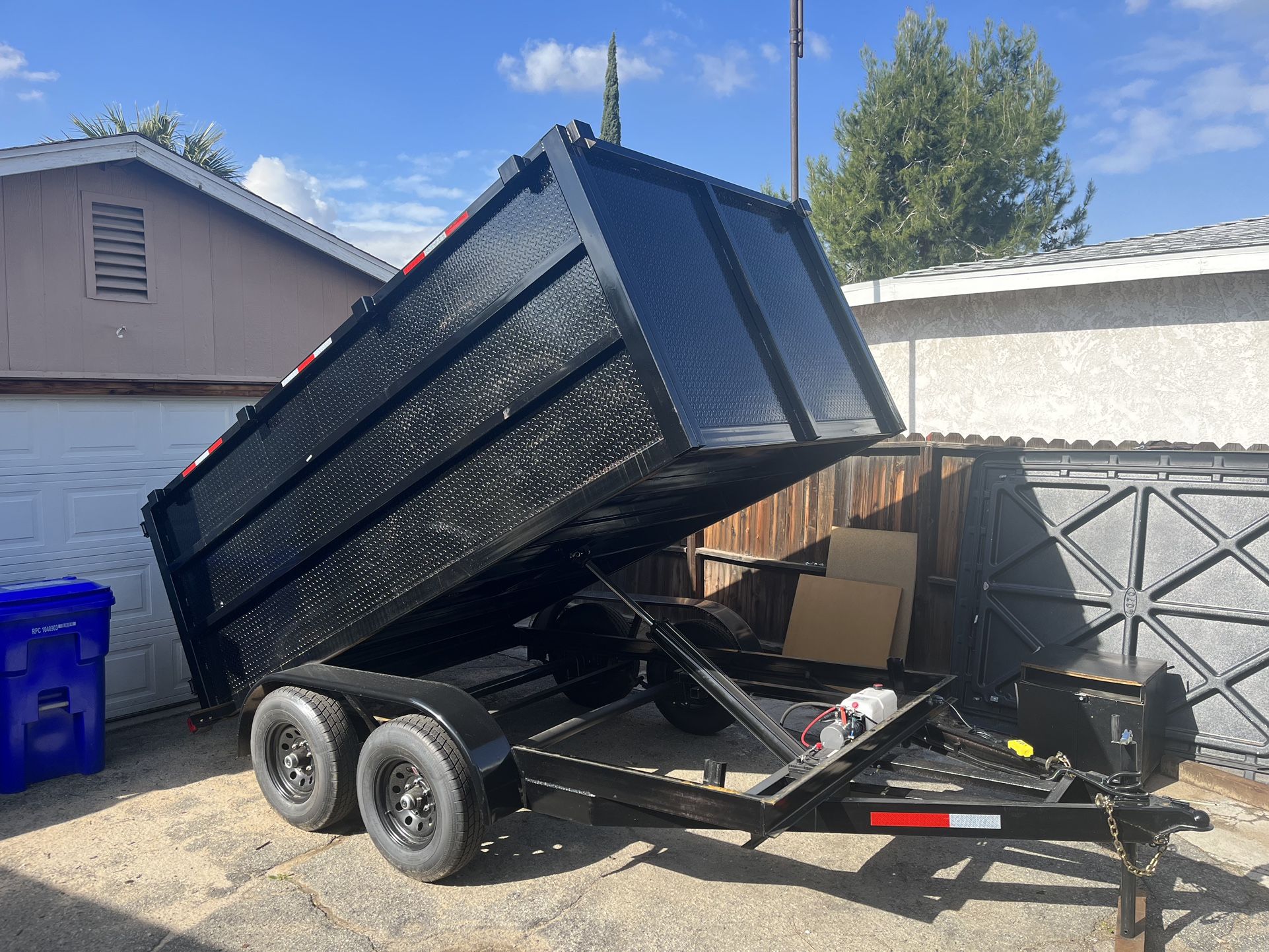 Hydraulic Dump Trailer for Sale in Pasadena, CA - OfferUp