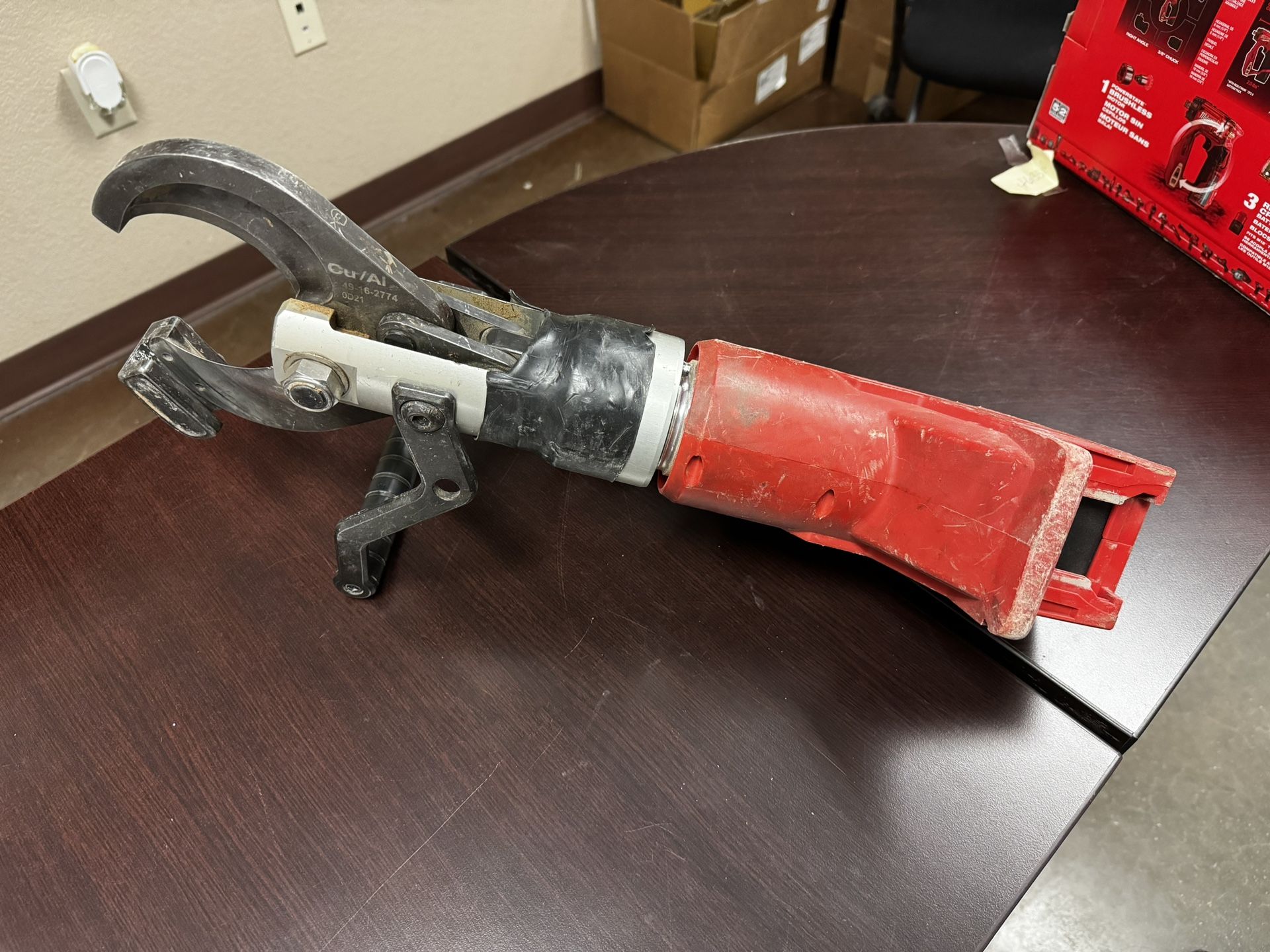 Milwaukee M18 2776-20 FORCE LOGIC Cable Cutter for Sale in Midland, TX ...