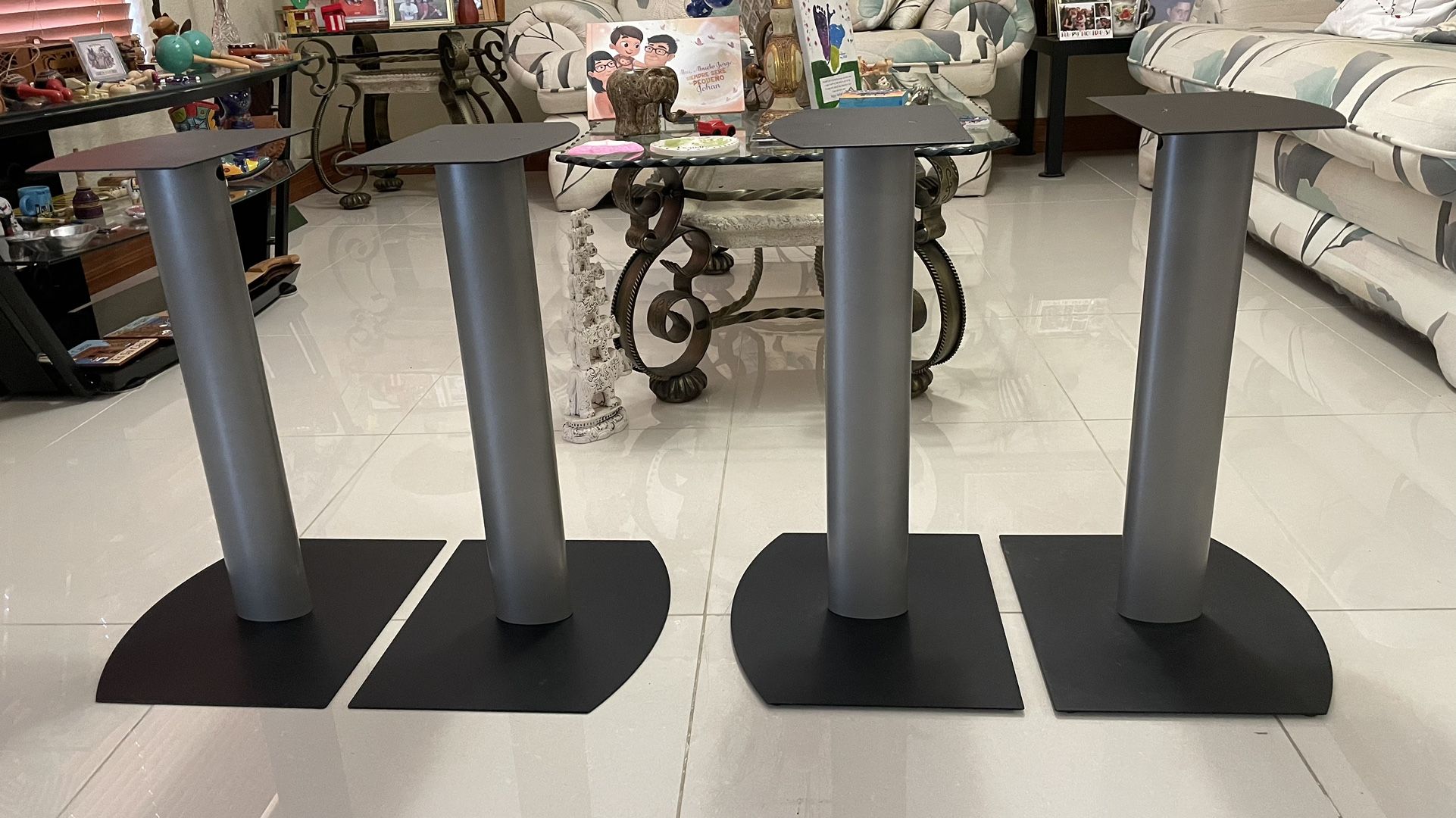 Bose FS-01 bookshelf speaker floorstands for Sale in Miami, FL - OfferUp