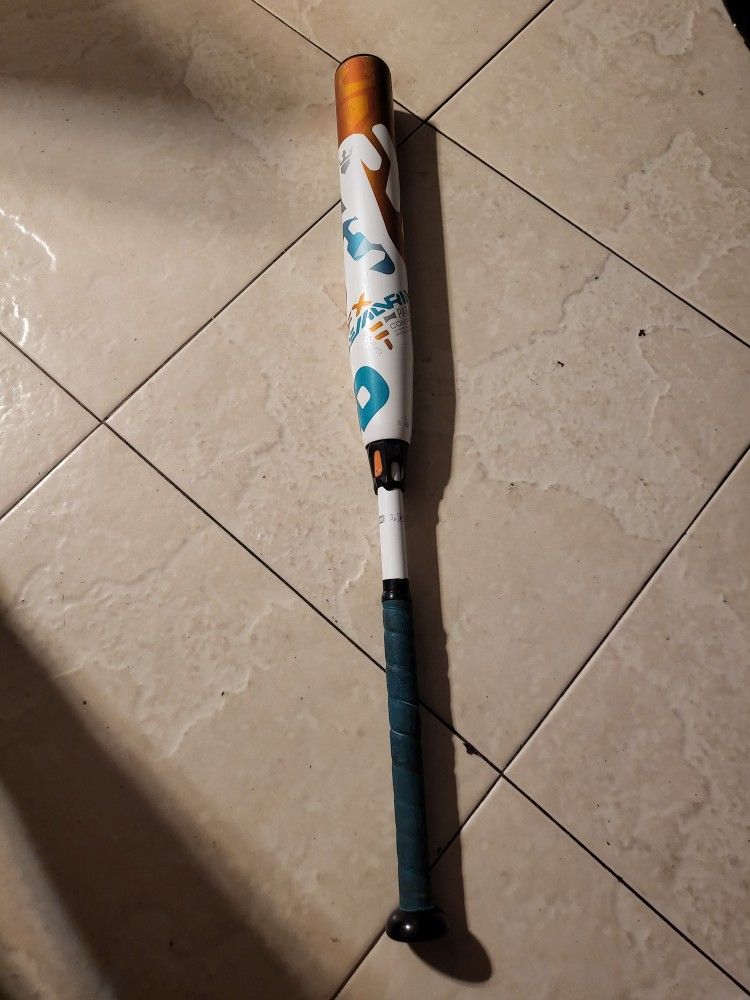Softball Bat "30" for Sale in Santa Ana, CA - OfferUp