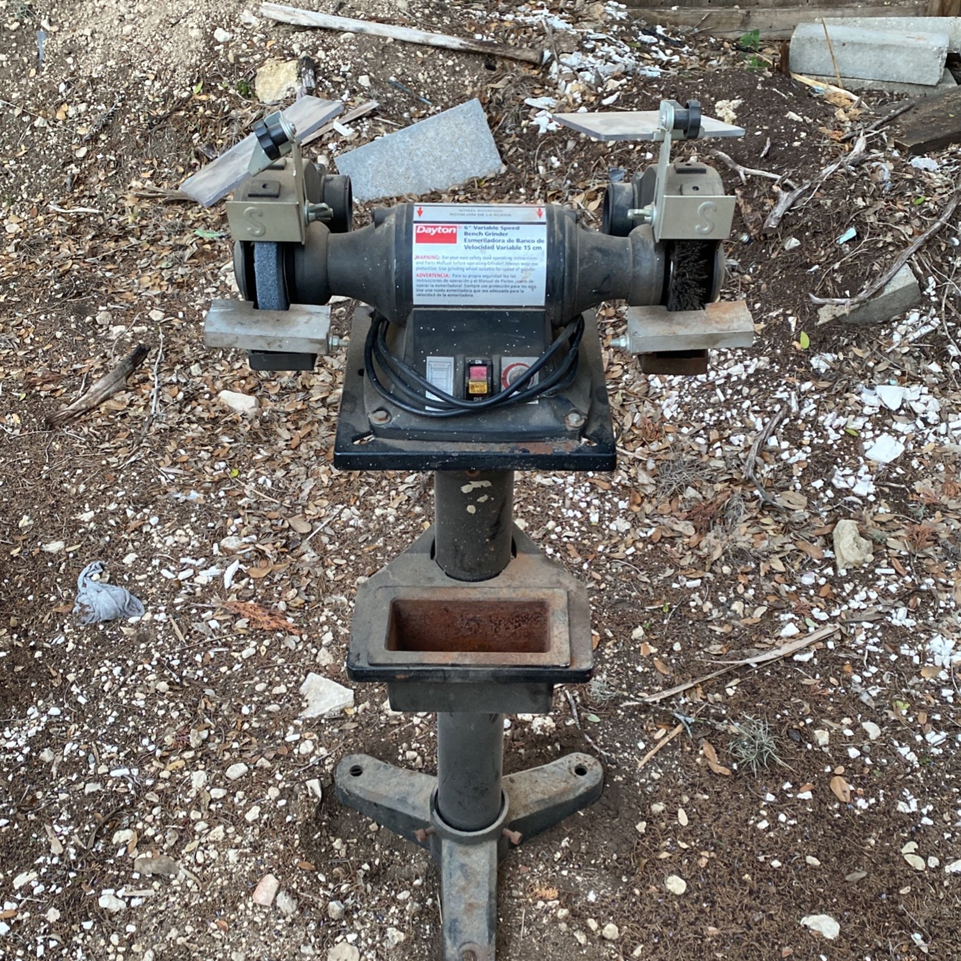 Industrial 6” Pedestal Bench Grinder for Sale in Pipe Creek, TX - OfferUp