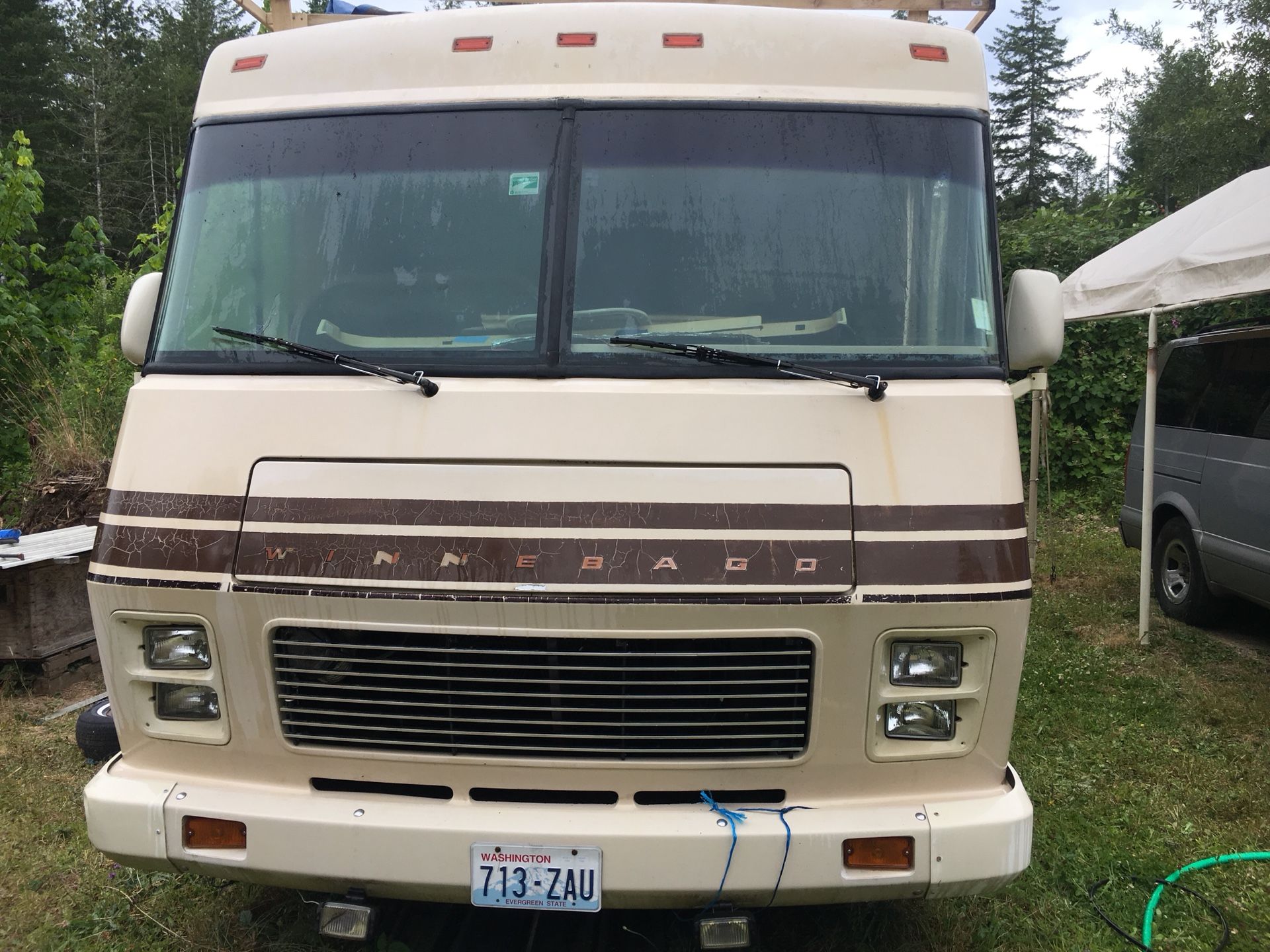 1986 Winnebago Chieftain 26’ (for parts / fixer-upper) for Sale in ...