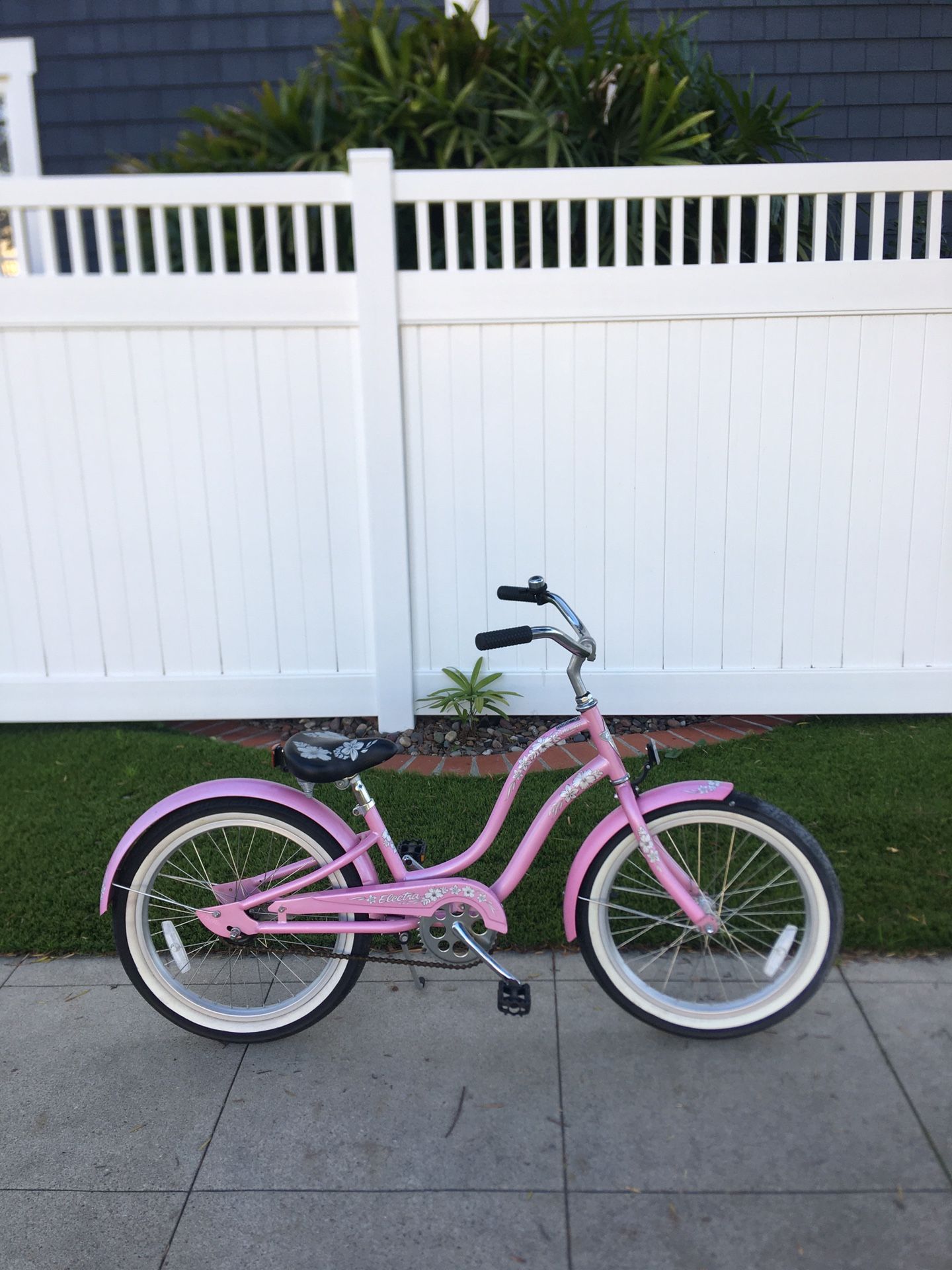 Electra “Hawaii” 20 Inch KIDS Beach Cruiser Bubblegum Pink for Sale in ...
