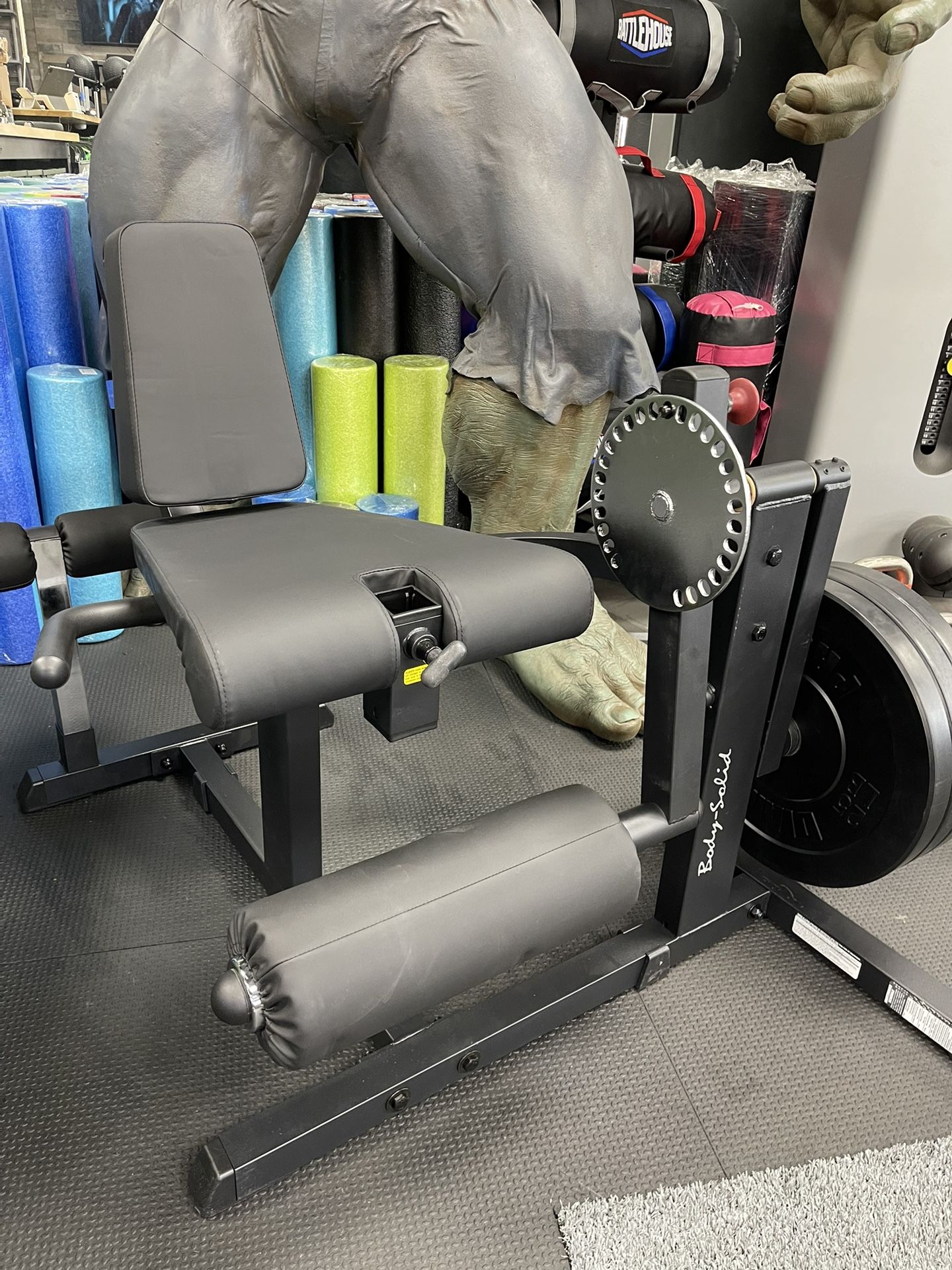 HAMSTRING QUAD LEG DEVELOPERWORKOUT GYM EQUIPMENT for Sale in Diamond ...