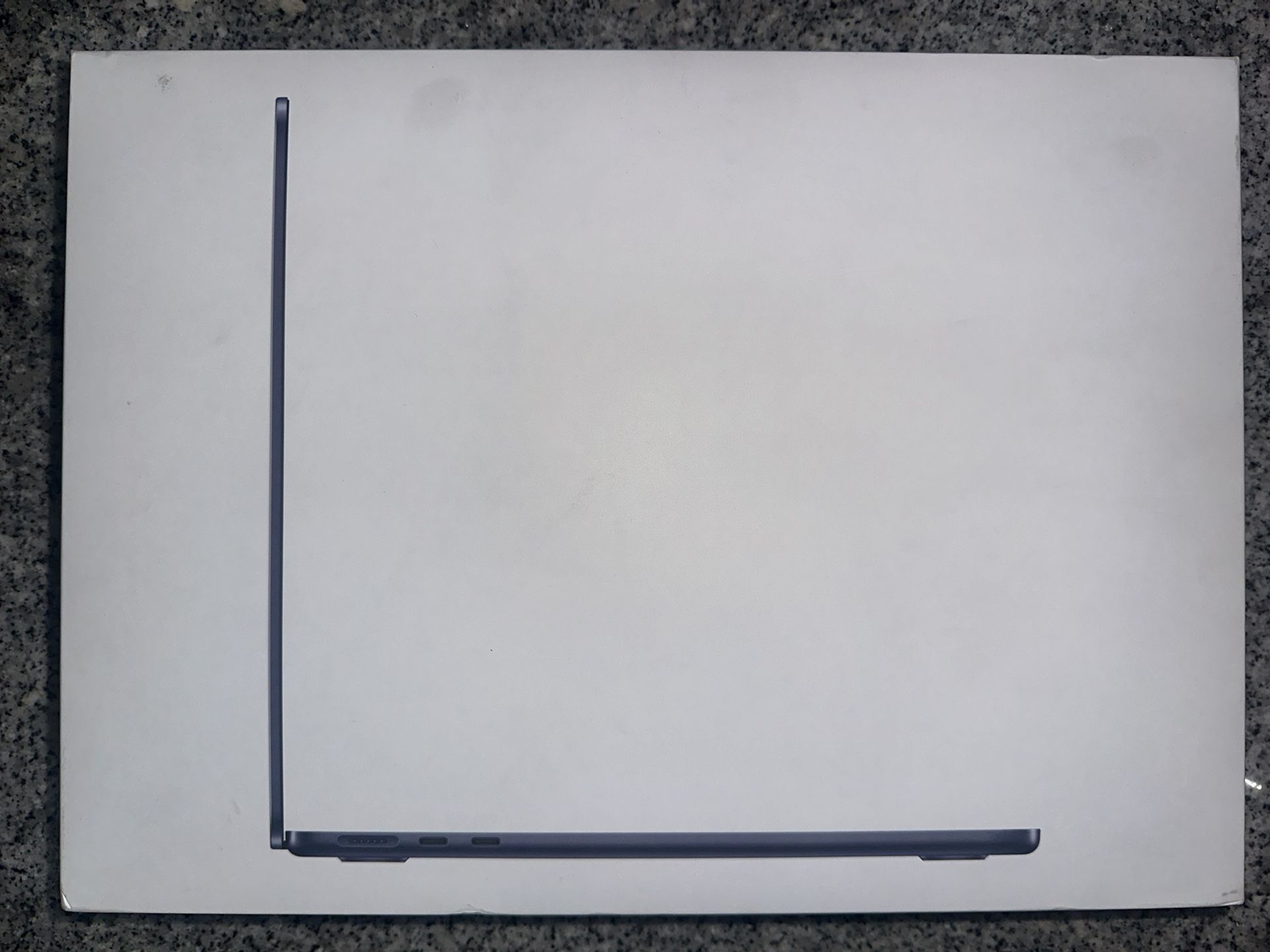 2025 Apple MacBook Air M4 13” 13.6” Midnight MW123LL/A 16GB 256GB SSD ...
