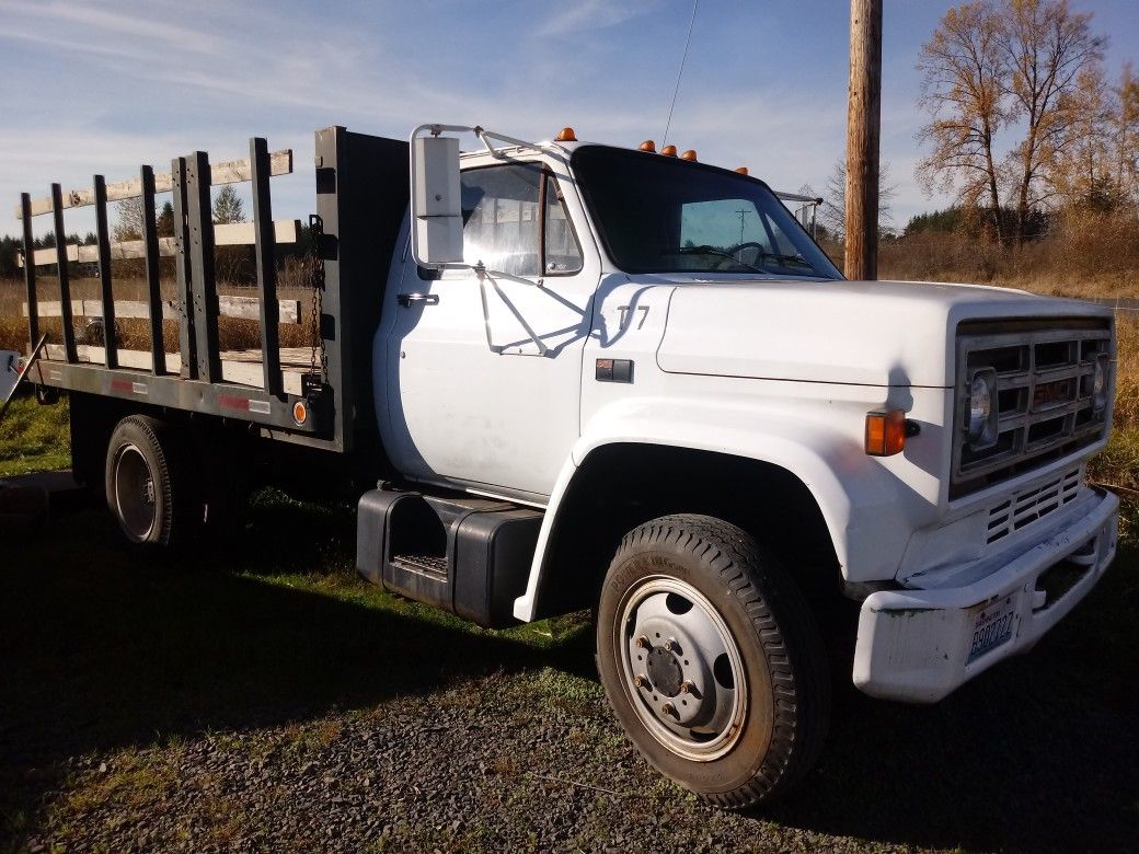 1984 gmc flatbed with liftgate(no title) for Sale in Chehalis, WA - OfferUp