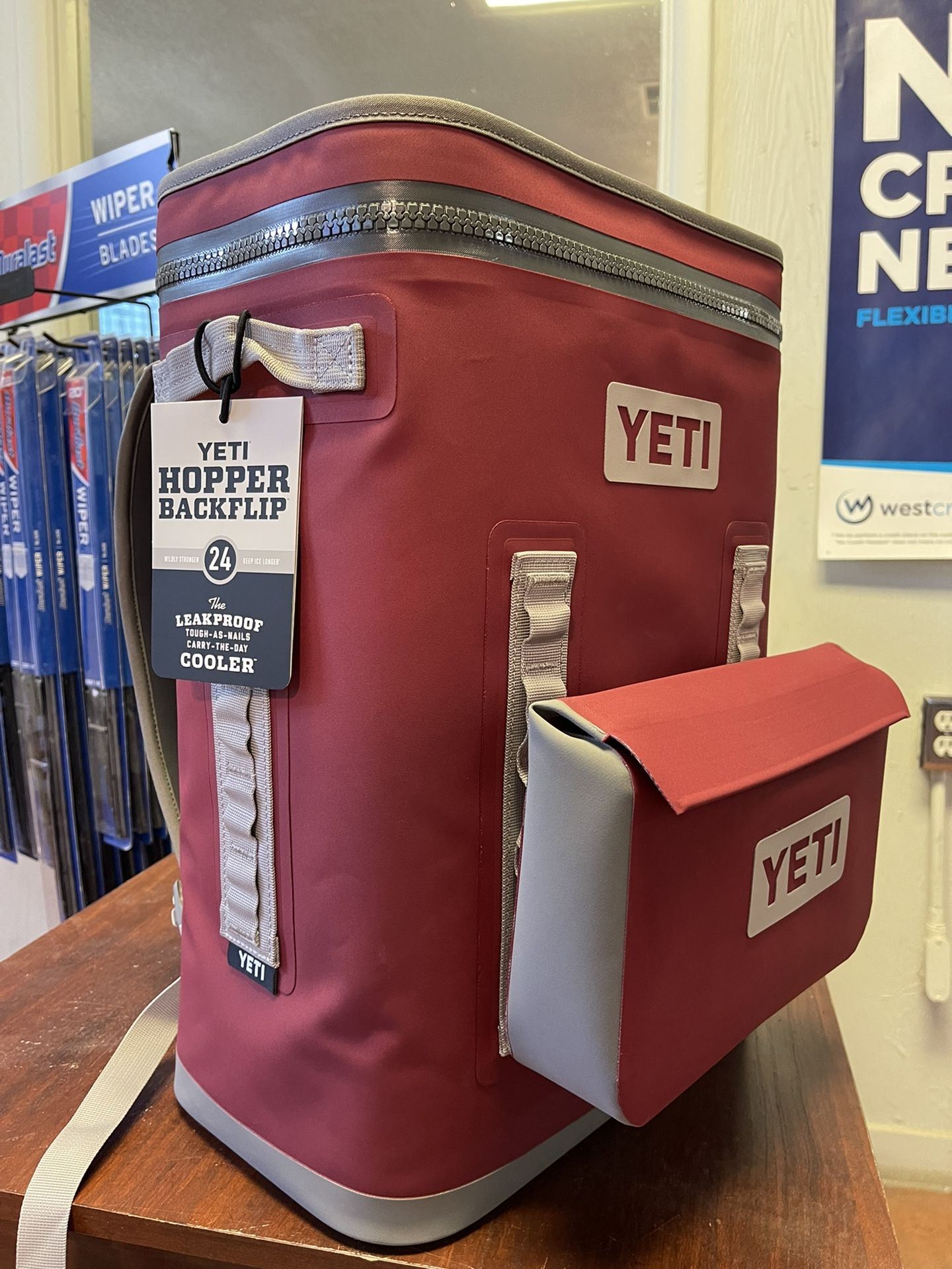 Yeti Hopper Backflip 24 Harvest Red for Sale in Eleven Mile, AZ - OfferUp