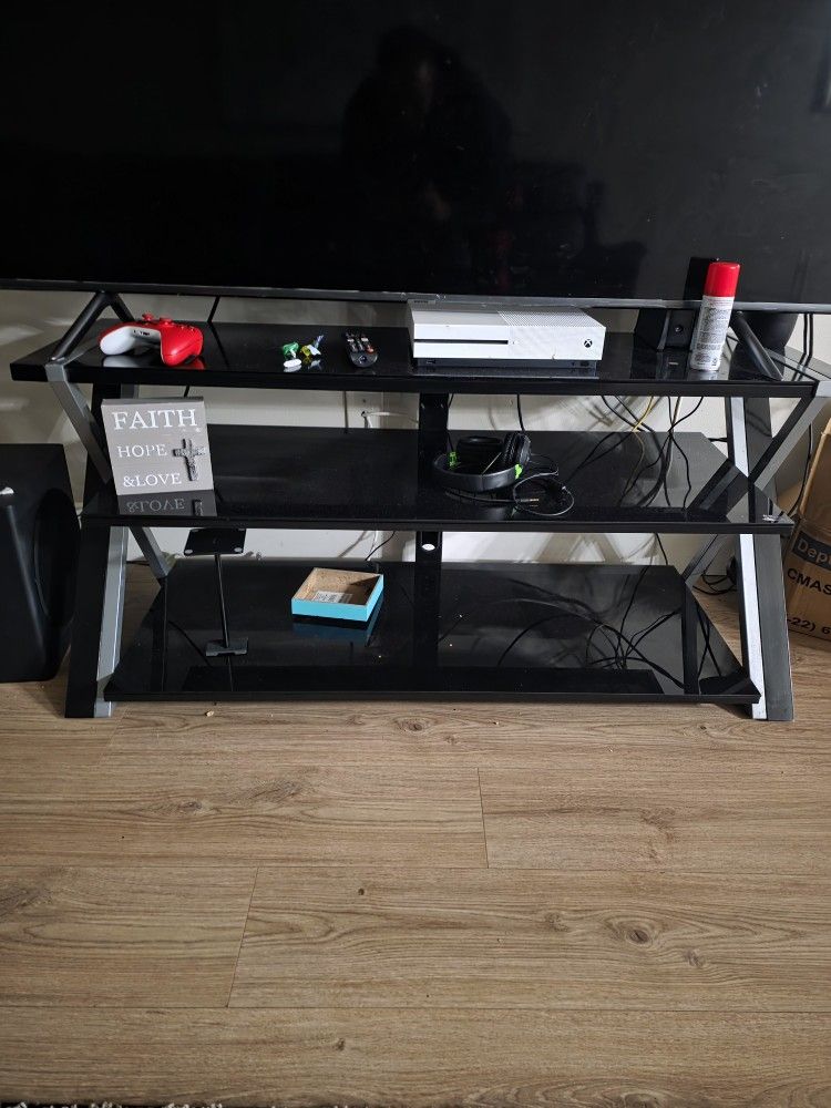 Tv Stand for Sale in Kissimmee, FL - OfferUp