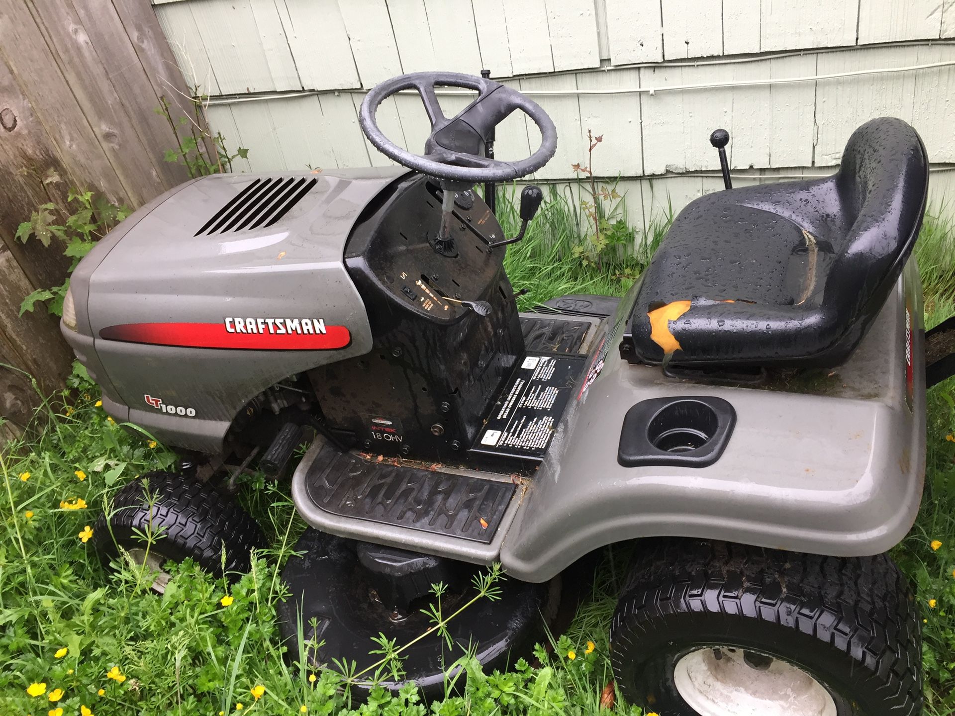 Craftsman LT1000 18HP for Sale in Everett, WA - OfferUp