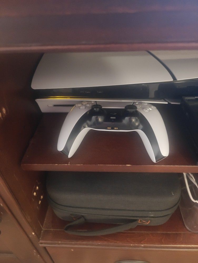 Used PS5 Slim + Disk Drive for Sale in Phoenix, AZ - OfferUp