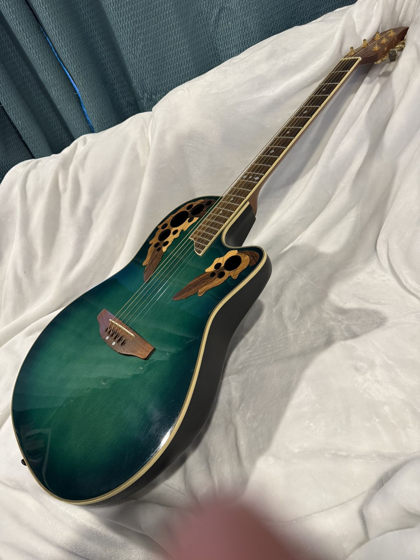 Ovation Acoustic Electric Celebrity Cs 257 for Sale in Buckley, WA ...