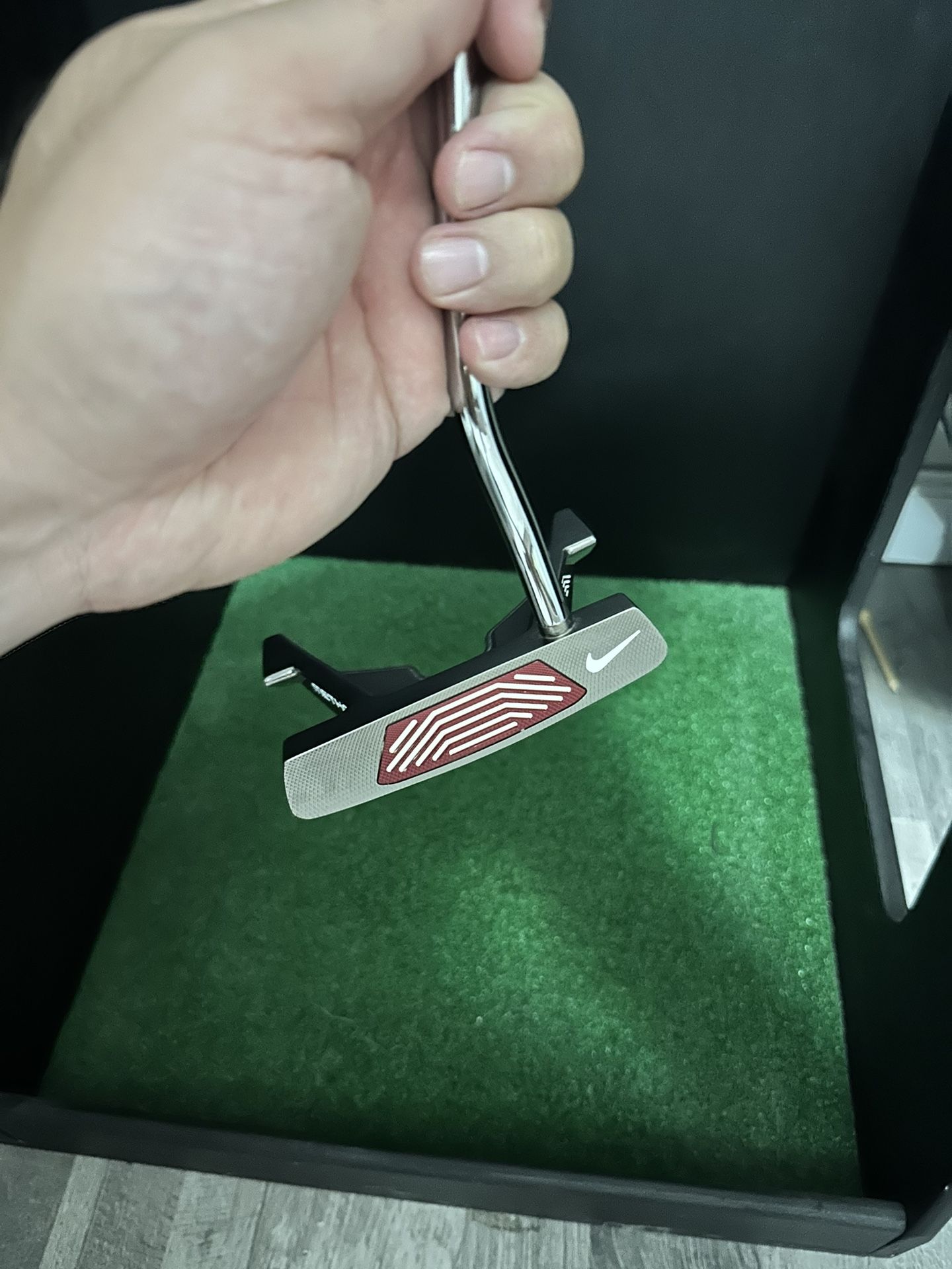 **RARE*** NIKE METHOD DRONE PUTTER for Sale in Indio, CA - OfferUp