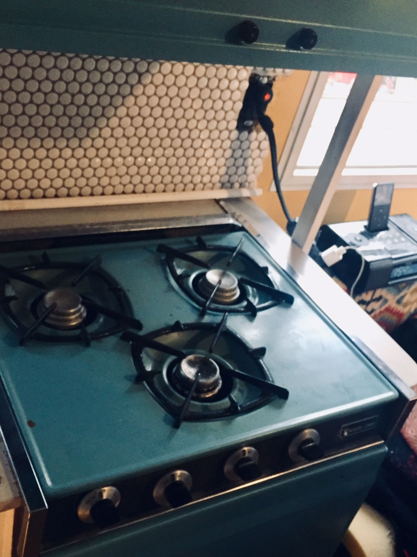 RV/Camper 3 Burner Propane Stove/Oven+Overhead Vent 1972 Magic Chef for ...