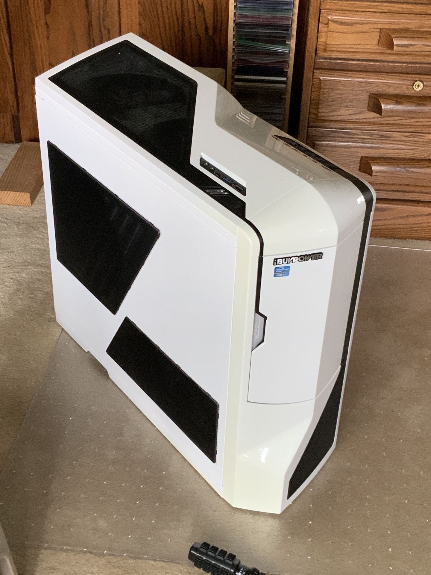NZXT Phantom Computer CaseWith Many Parts for Sale in Tacoma, WA - OfferUp