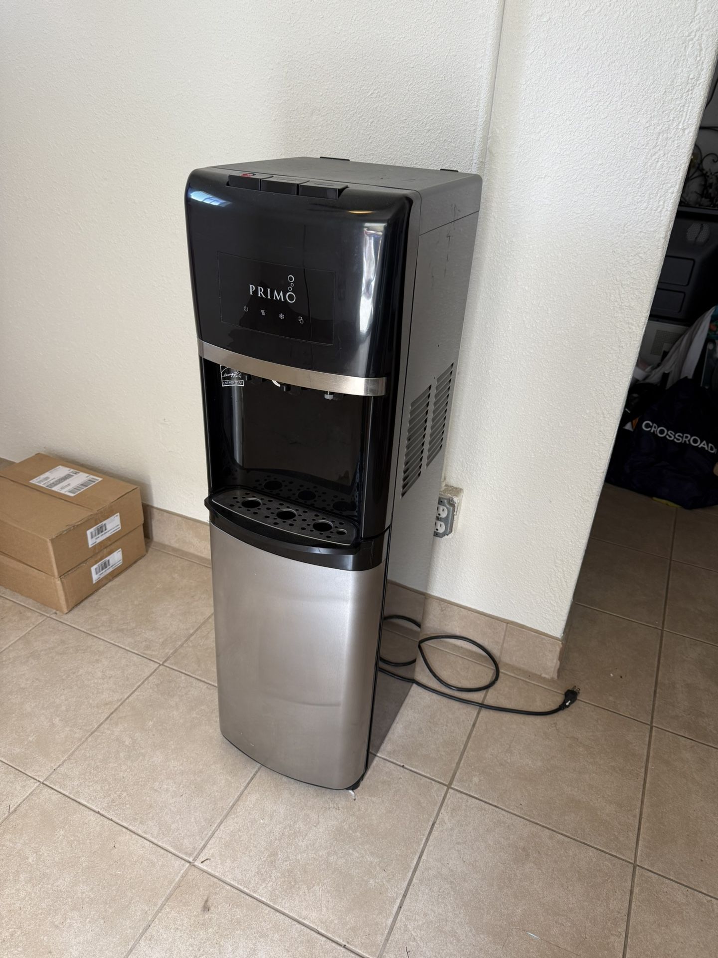 Primo Stainless Steel Cold Hot Water Dispenser for Sale in Crystal City ...