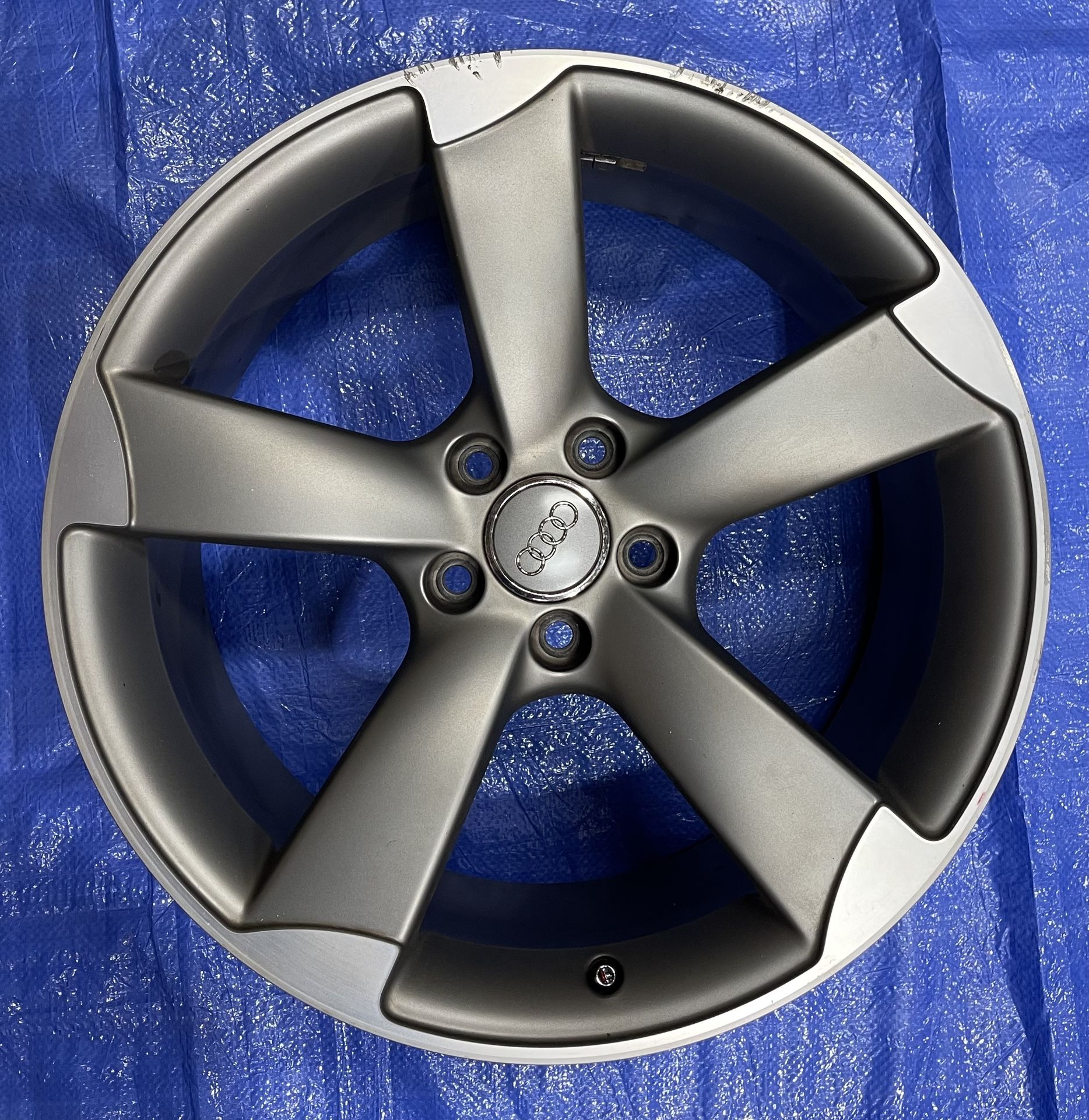 Audi OEM 19” Rotor Style Rims for Sale in Everett, WA - OfferUp