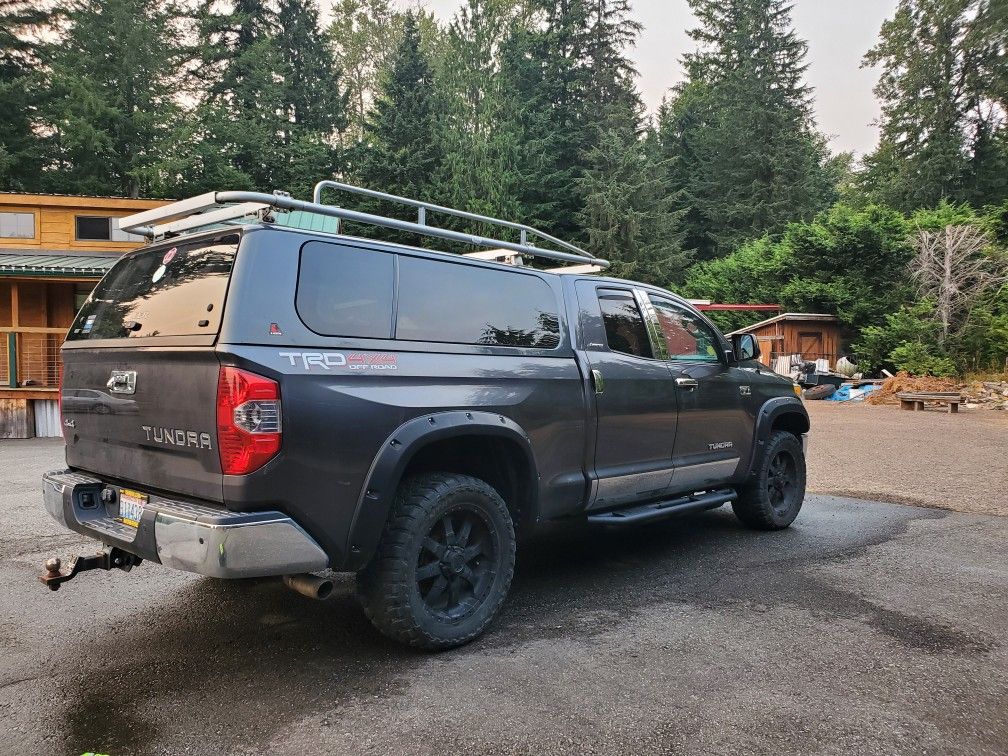 Tundra Double Cab LEER Canopy with KargoMaster Ladder Rack ($3780 Plus ...