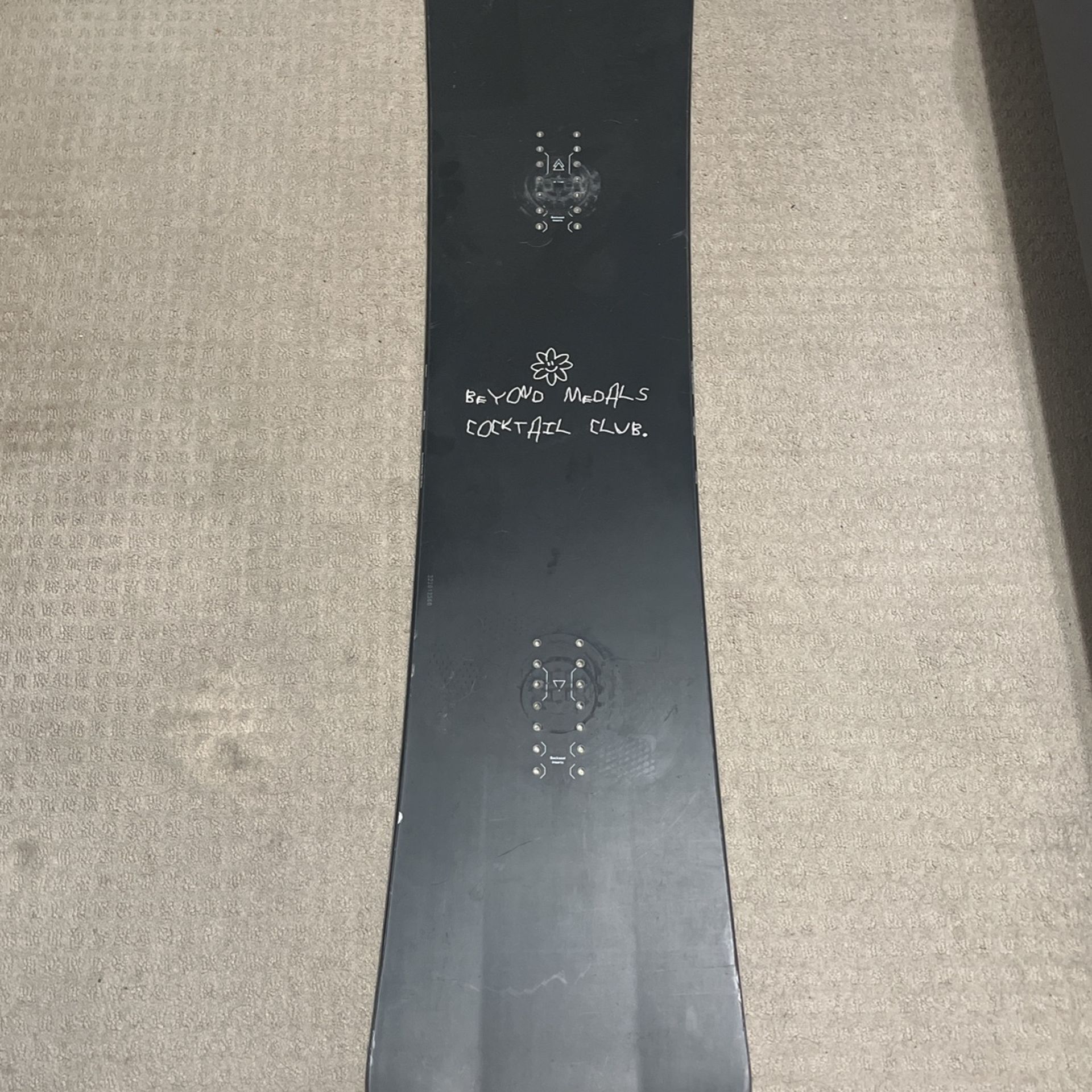 Bataleon Snowboard- Beyond Medals 162W for Sale in Fountain Valley, CA ...