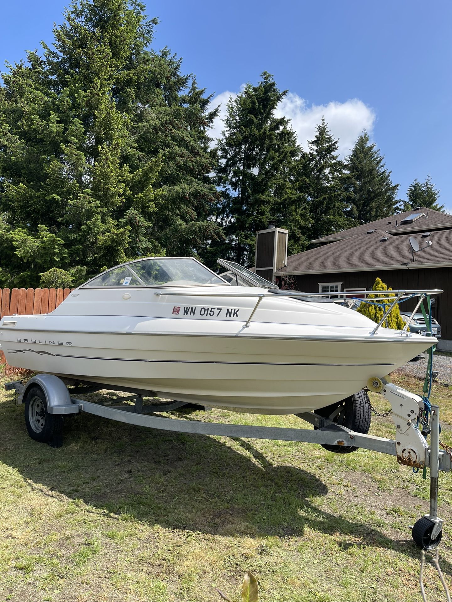 2001 Bayliner Capri classic for Sale in Puyallup, WA - OfferUp